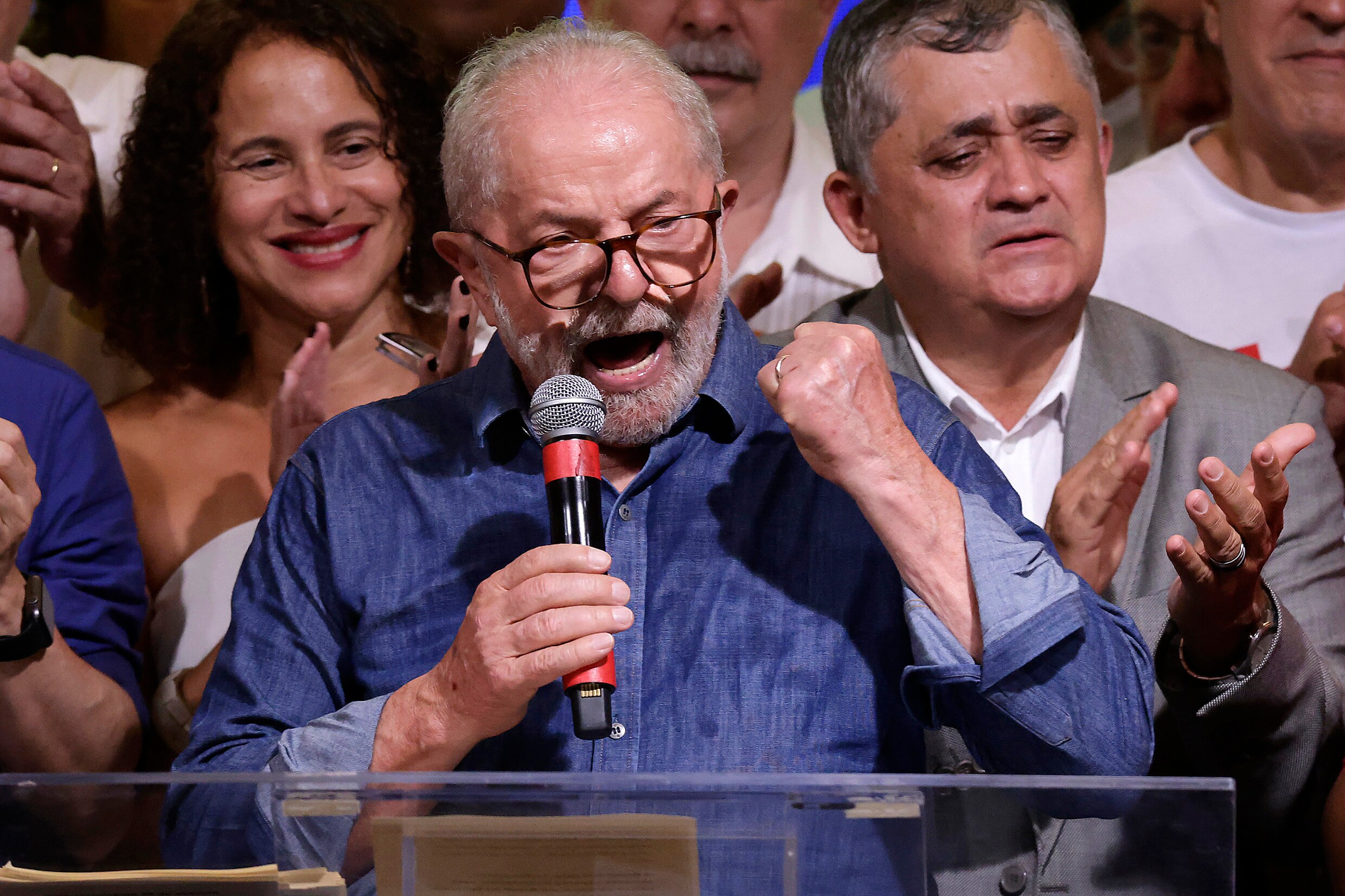 Nipte winst voor Braziliaanse oud-president Lula, roept op tot eenheid ...