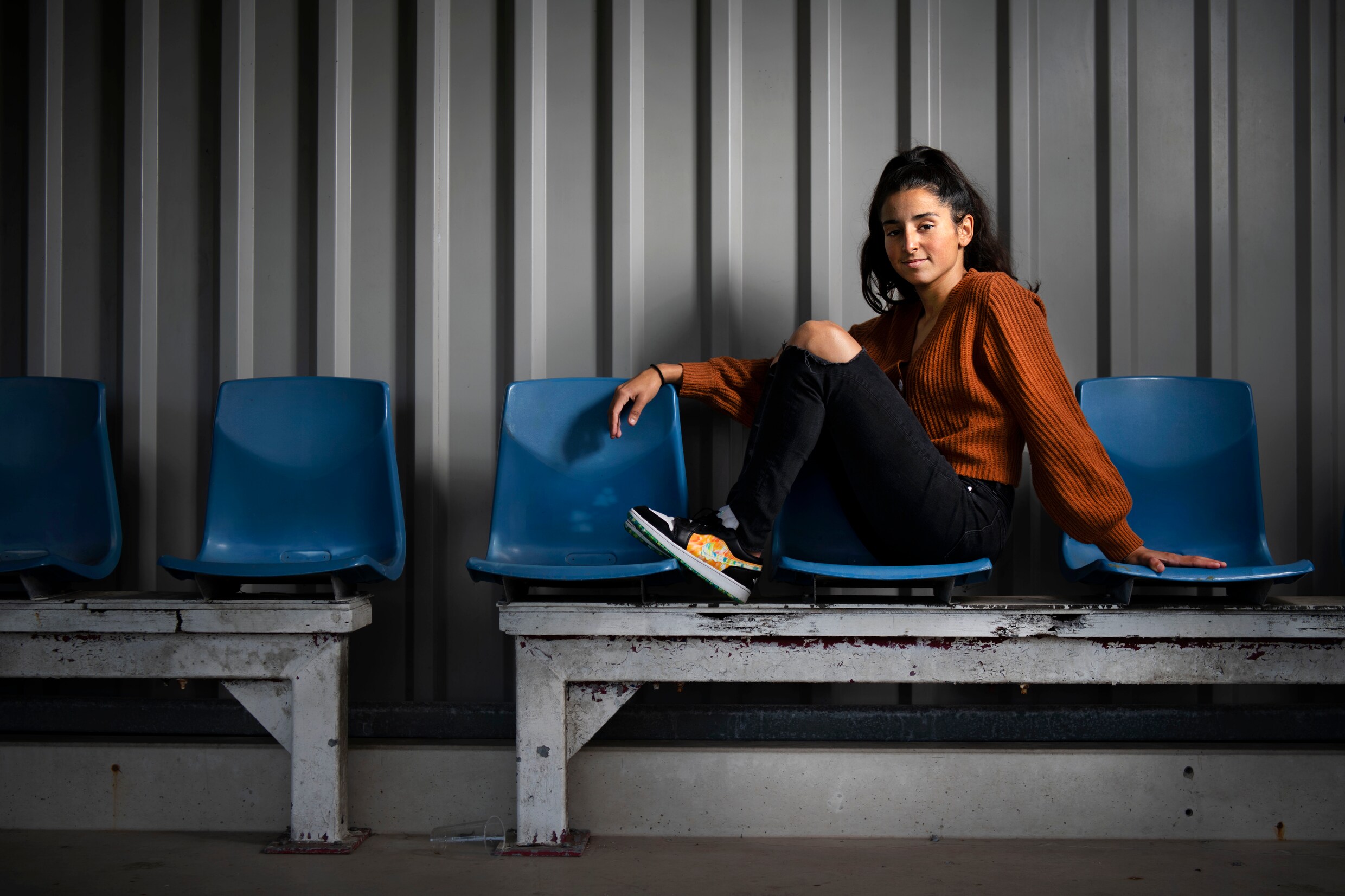 Profvoetbalster Hassani houdt de Marokkaanse jeugd voor: werk hard en ...