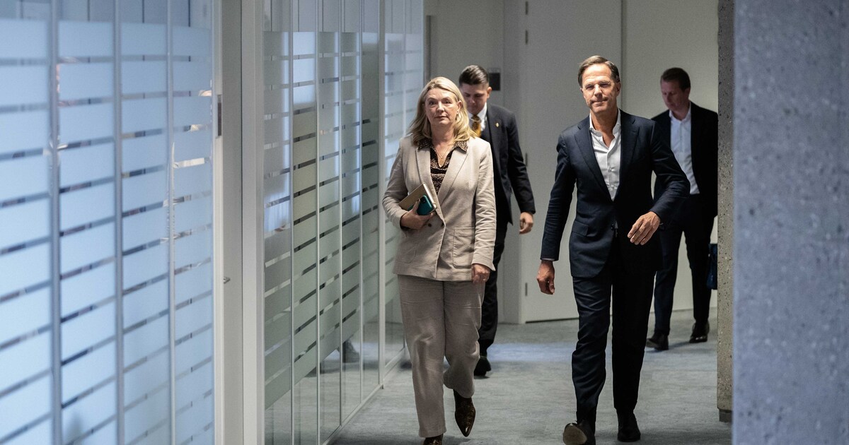 Hoe VVD-leider ‘Mark’ met lege handen de VVD-fractie overtuigde | Trouw