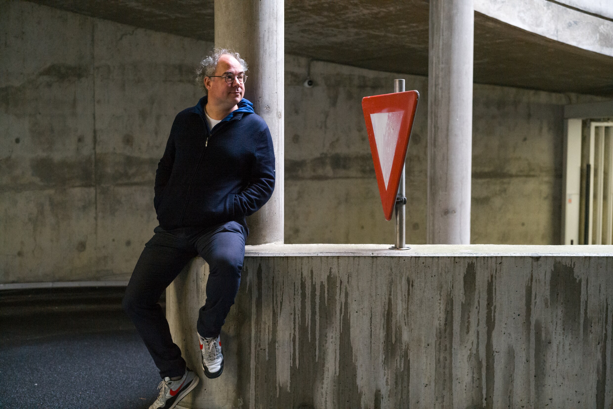 Volgens Arjen van Veelen is de ziel uit Rotterdam verdwenen. ‘De haven ...