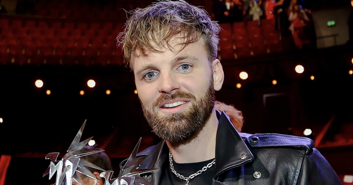 Tim Hofman Journalist van het Jaar 2022 om onthullingen over The Voice | Trouw