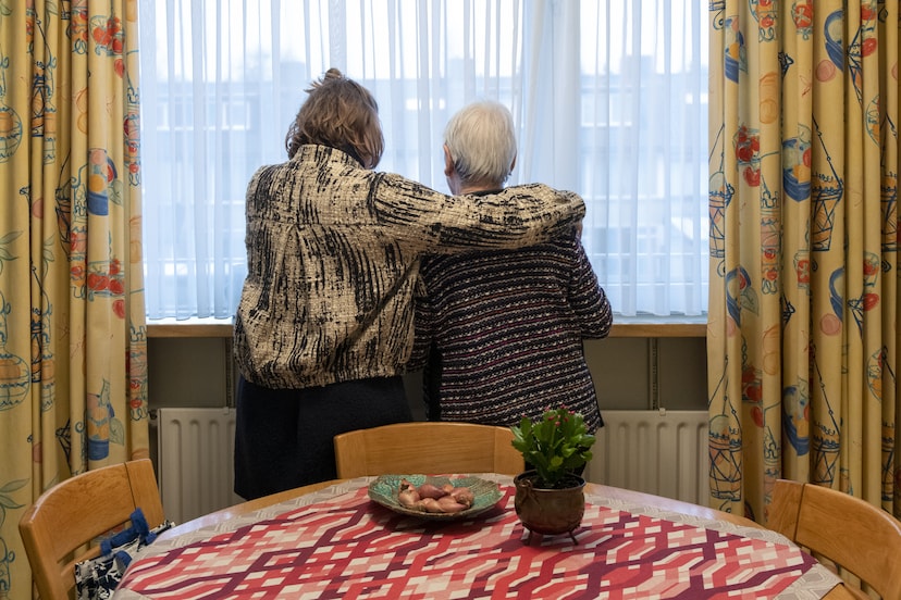Ouderen langer thuis wonen? Voor kwetsbare ouderen is dat geen haalbare ...