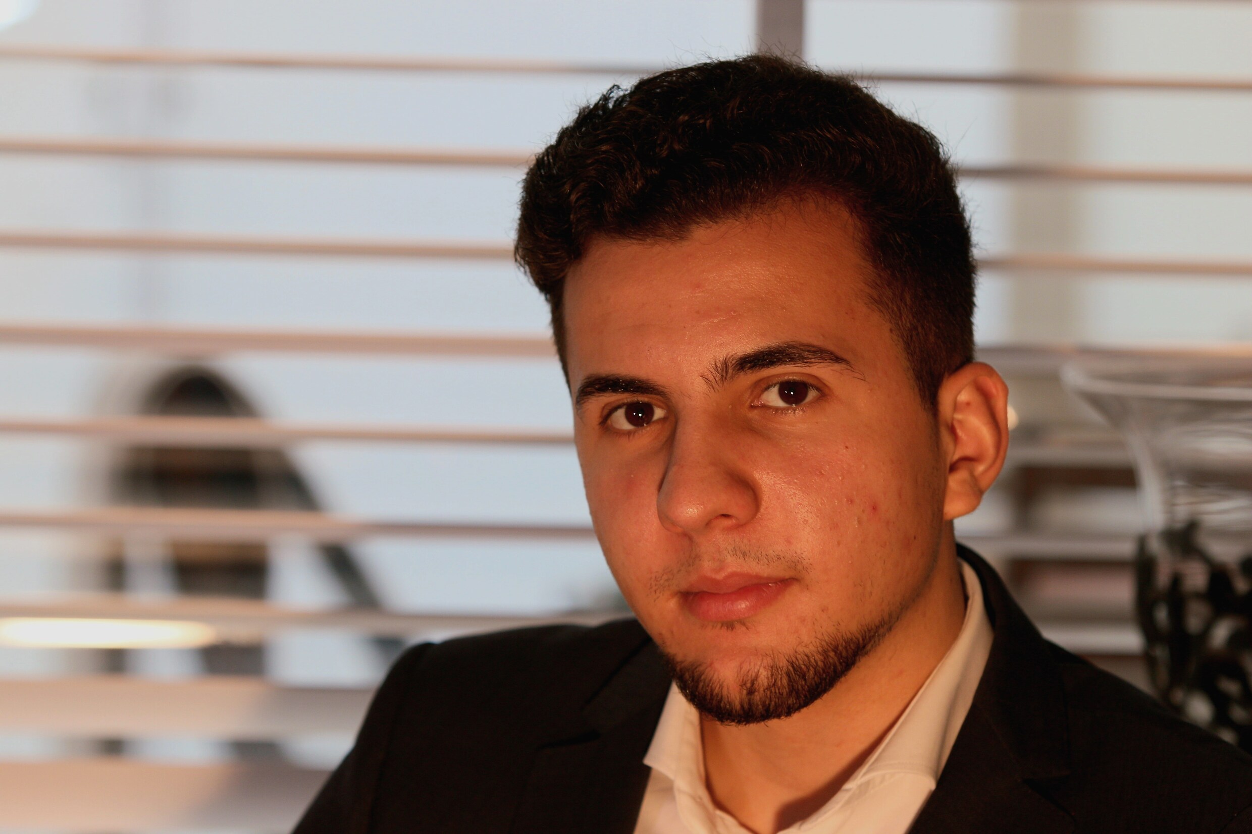 De zin van Assamaual Saidi: Dienstbaarheid is de huur die je betaalt ...