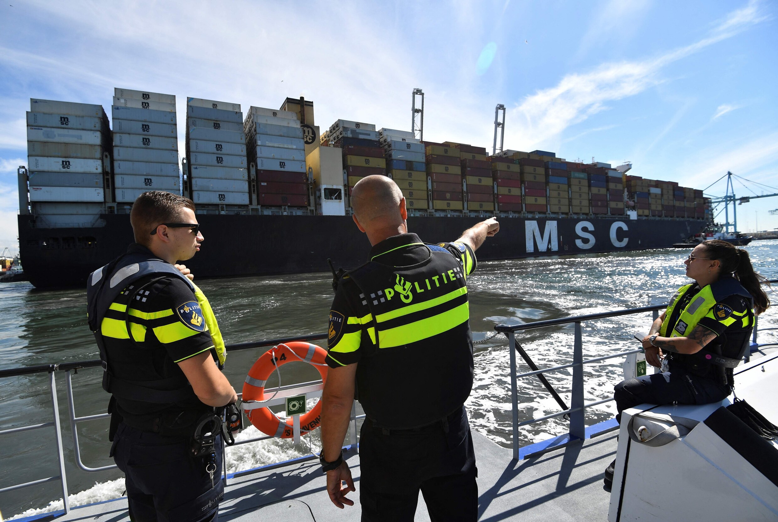 Waar blijft de coke, nu fors minder drugs zijn onderschept in ...