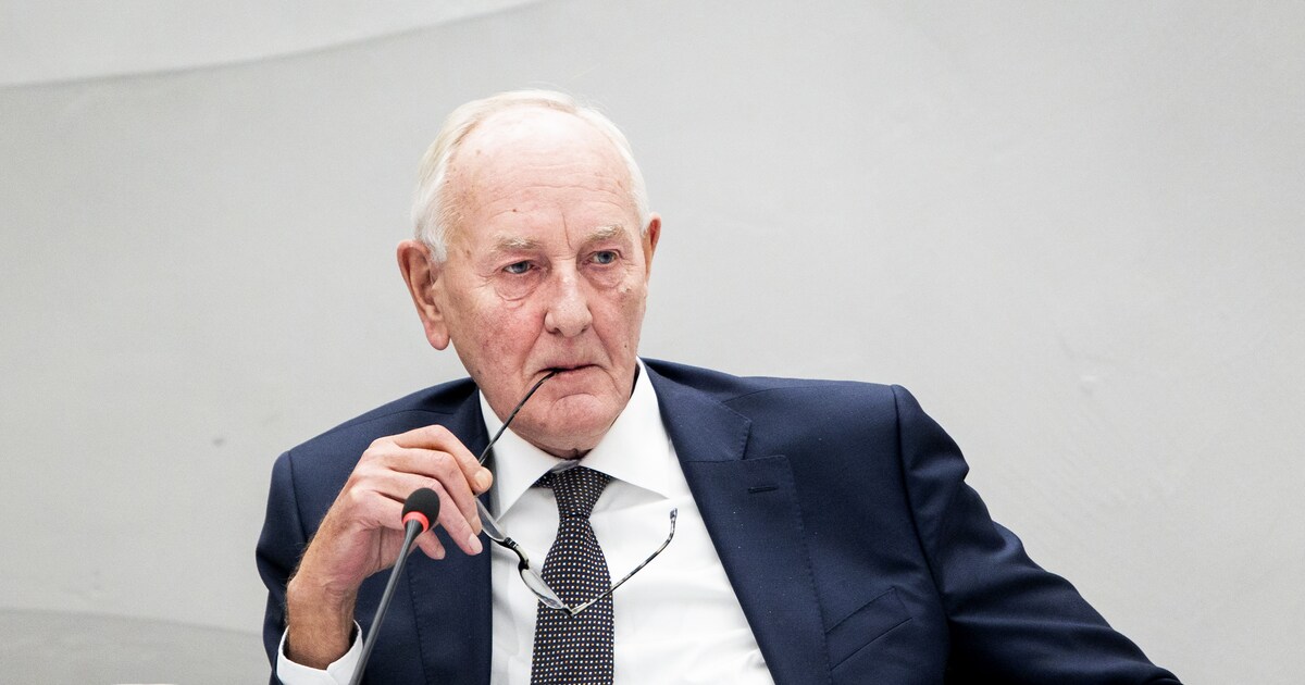 Johan Remkes: ‘De VVD moet stevig blaffen als de democratie onder druk ...