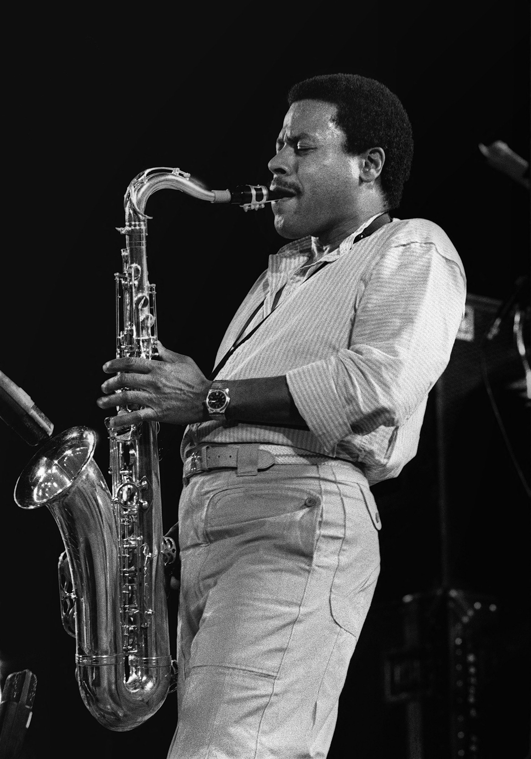 Jazzlegende Wayne Shorter (1933-2023) kende in de muziek geen angst | Trouw