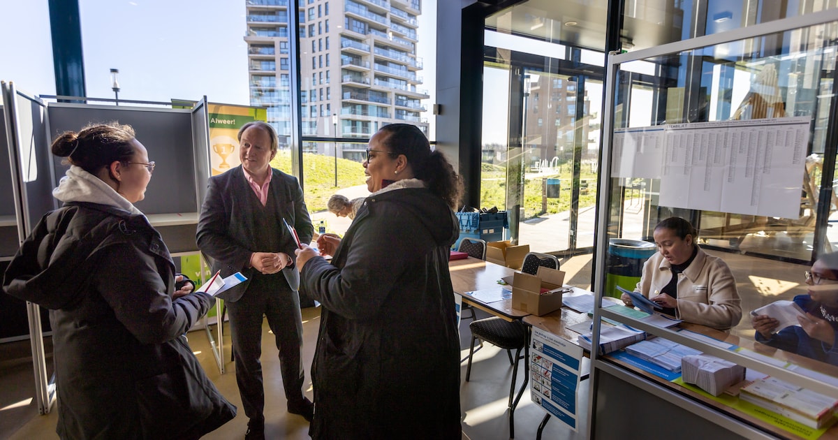 Een nieuw, levendig stembureau moet Almere Poort aan een betere ...