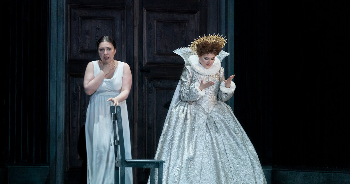 Zegt de ene koningin tegen de andere: ‘Abjecte bastaard!’ | Trouw