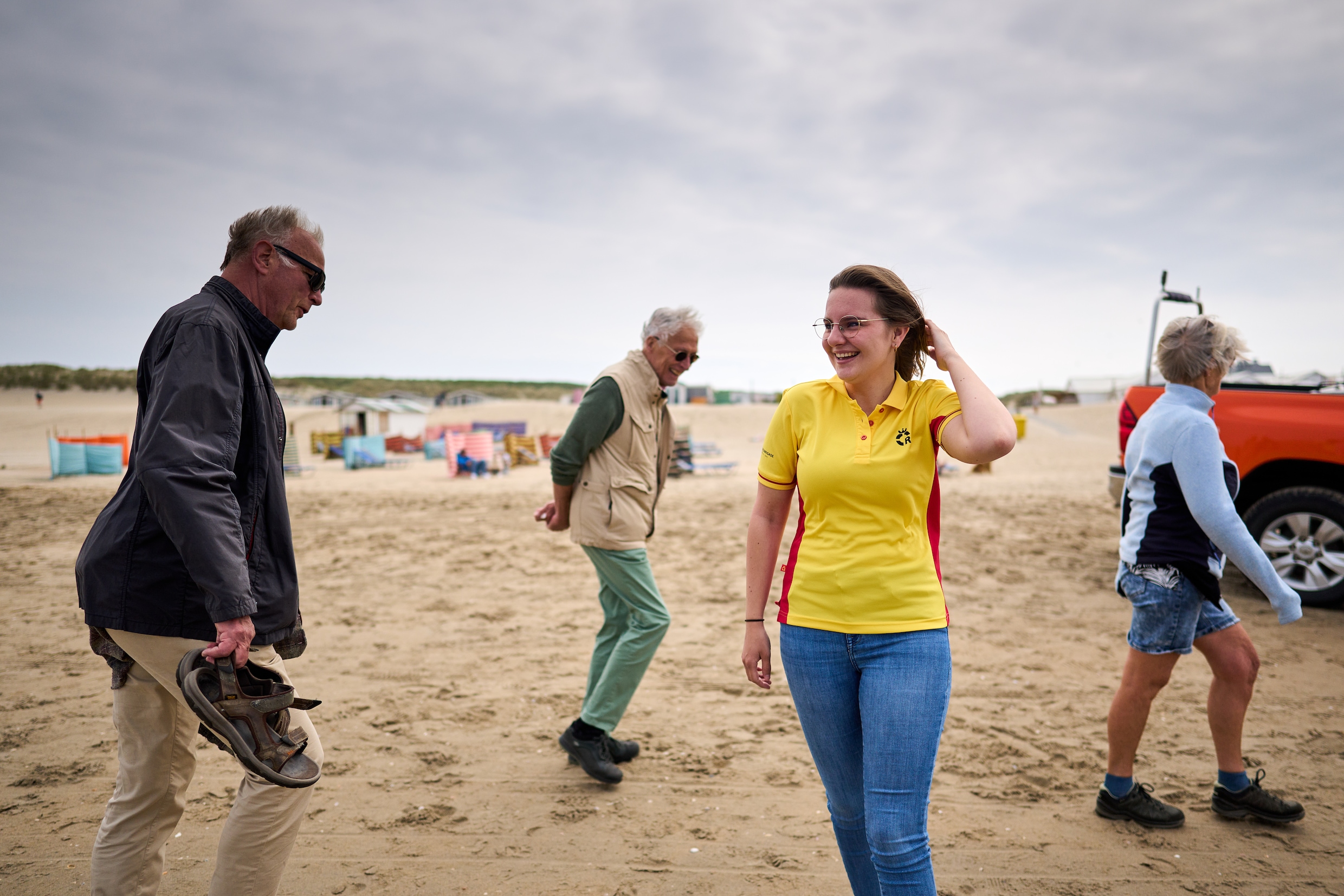 De reddingen langs de kust nemen weer toe. ‘Beter tien meldingen te ...