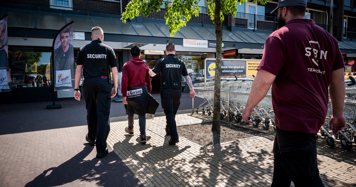 Het verhaal van de kansloze, minderjarige asielzoeker is complexer dan ...
