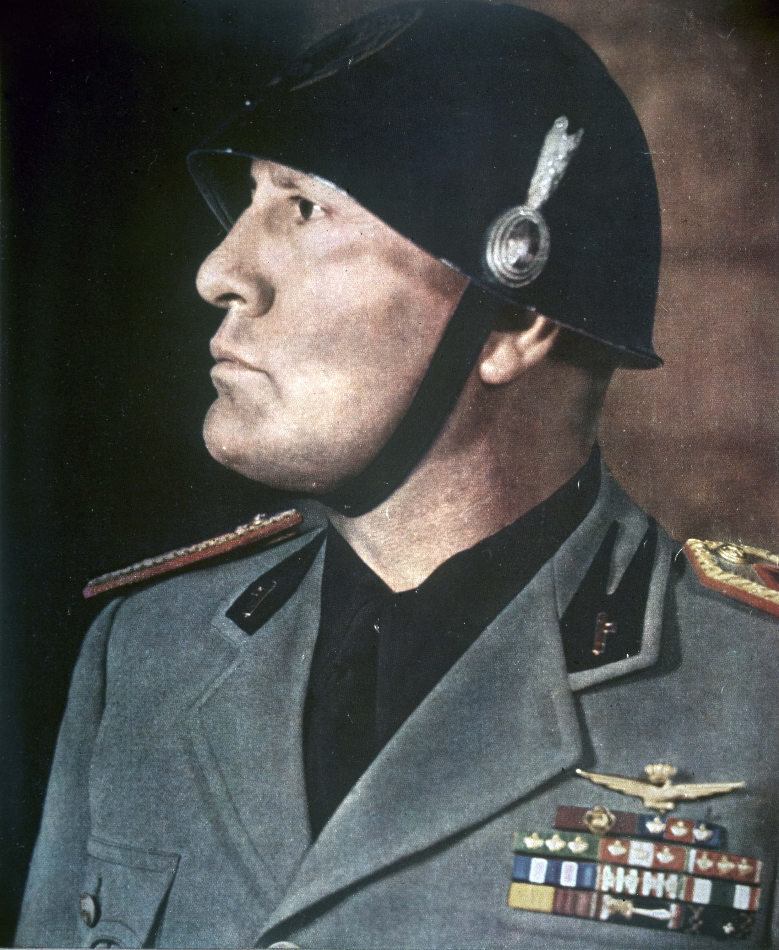 Urlabhra Mussolini Mussolini's Ghost Clings To Rome