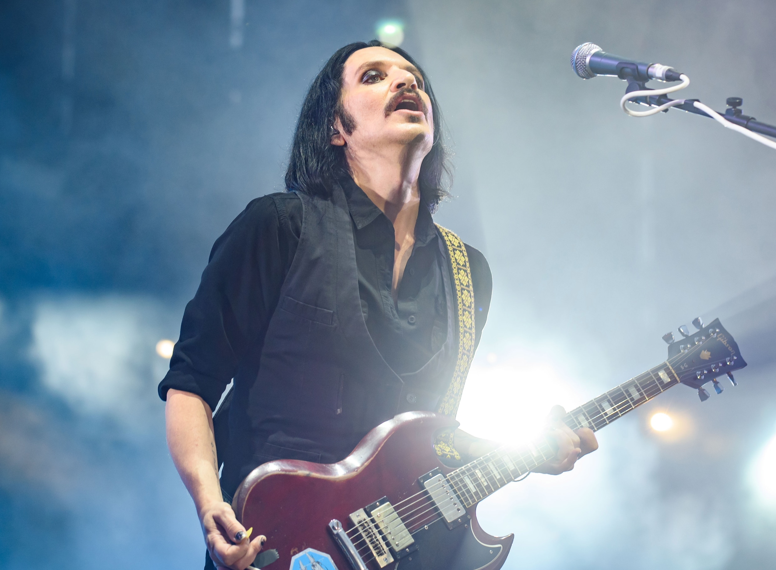 Italiaanse premier Giorgia Meloni sleept Placebo-zanger Brian Molko voor de rechter wegens ...