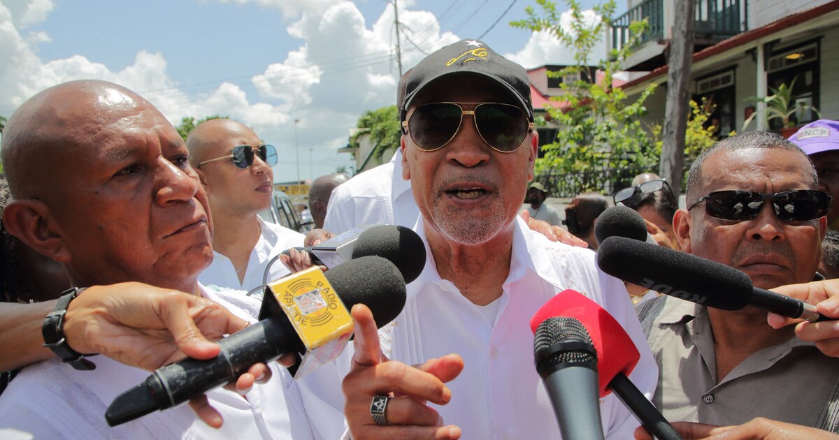 Stoffelijk overschot Desi Bouterse voor onderzoek in beslag genomen | Trouw