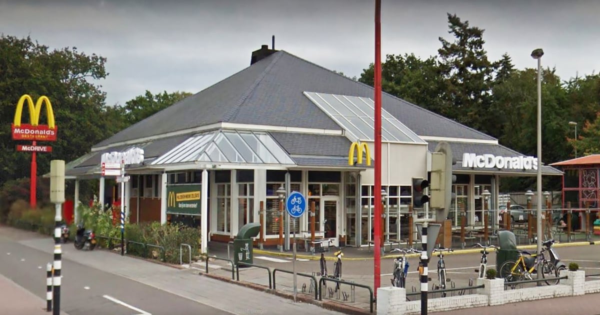 Of het nu mooi of lelijk is, zelfs een McDrive kan een Rijksmonument ...