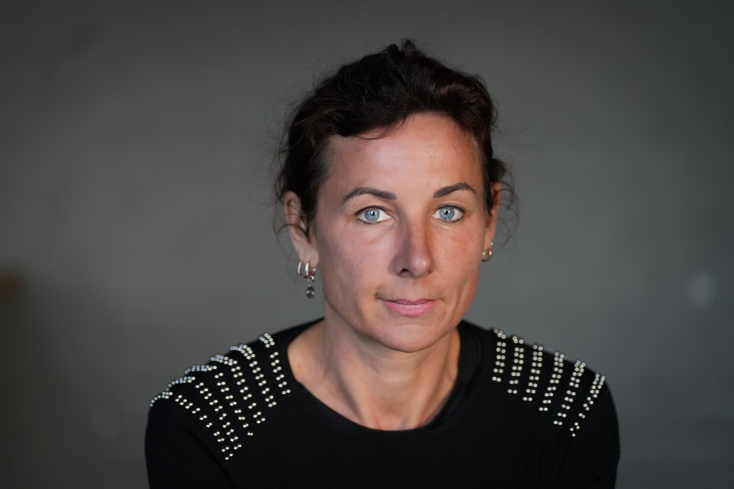 Schrijver Juli Zeh: ‘Mensen claimen het recht constant beledigd en boos ...