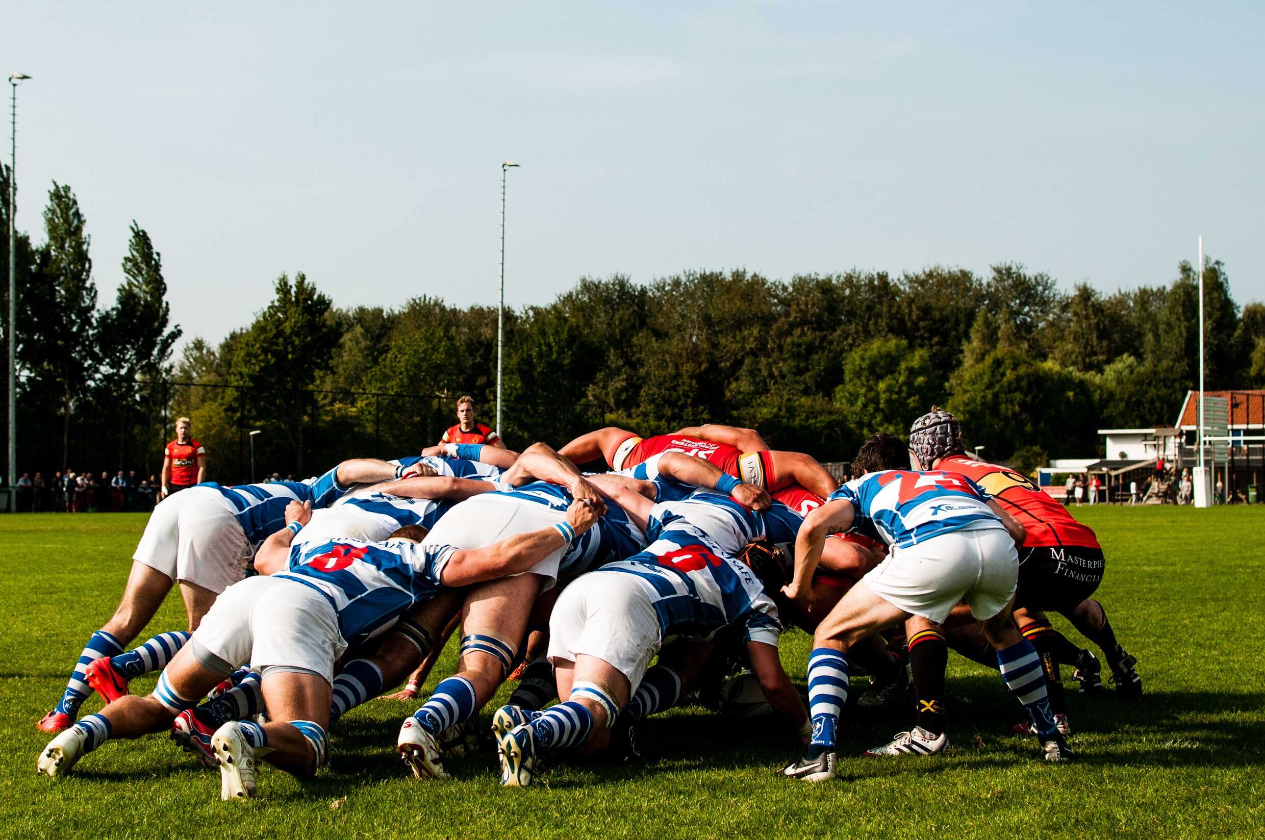 Bij het rugby geen mekkerende spelers of theater op het veld. ‘Laat ...