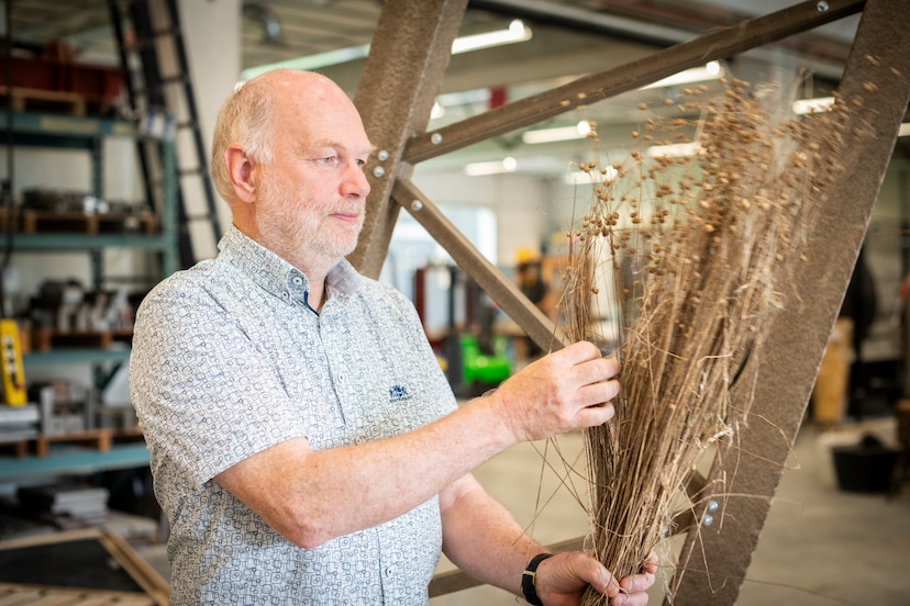 Het kan: bruggen en gebouwen maken van vlas | Trouw