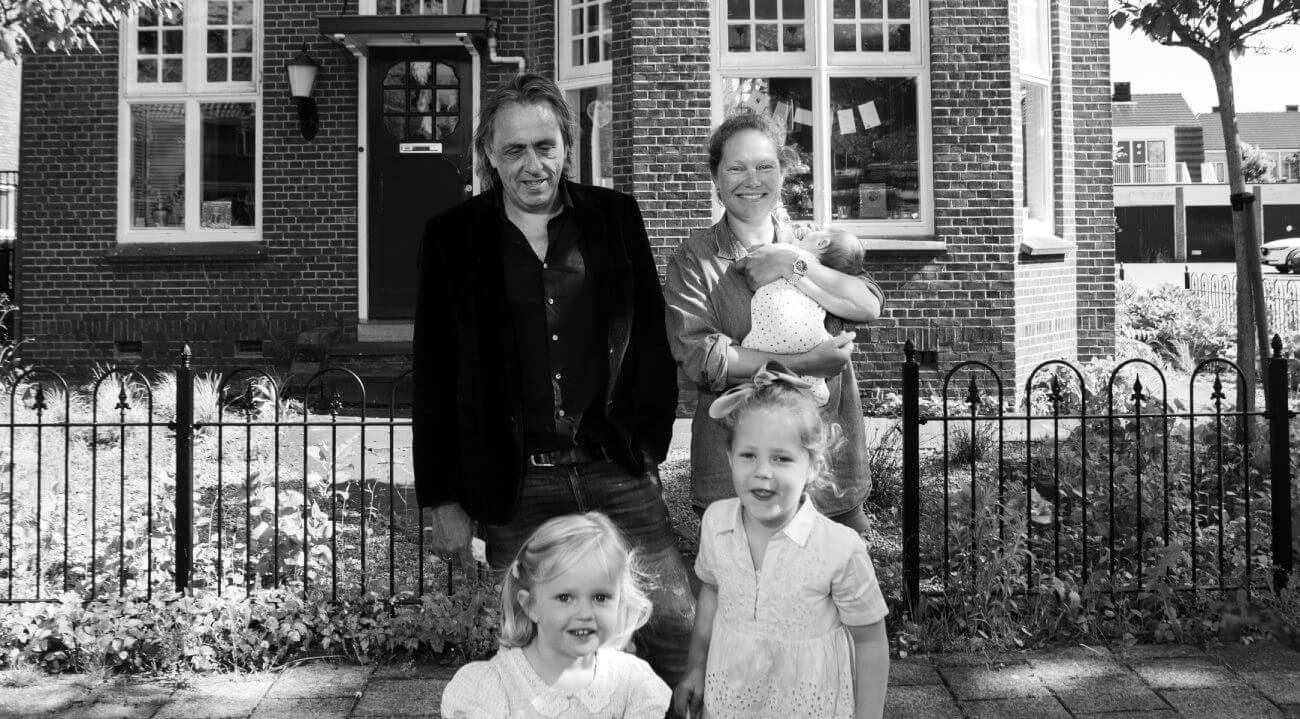 Ook in het theater moet Wormer het ontgelden bij de Van Roosmalens | Trouw