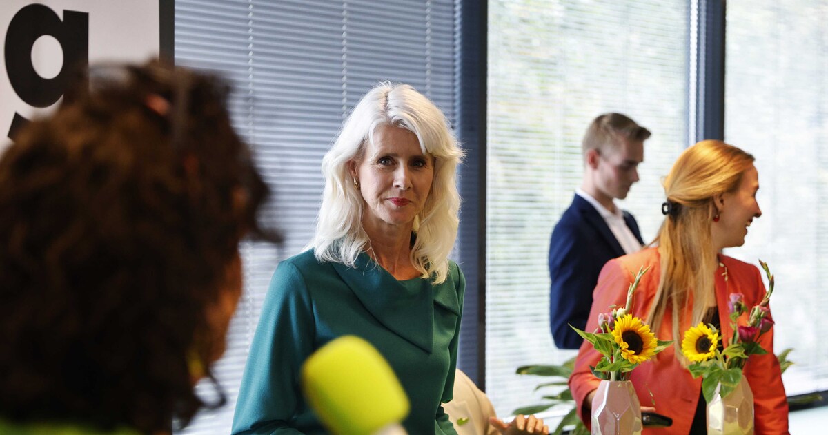 Mona Keijzer voelt het politieke vuur weer branden en gaat in zee met ...