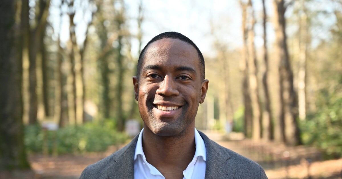 Onbekende Edson Olf wordt opvolger van Sylvana Simons bij Bij1 | Trouw