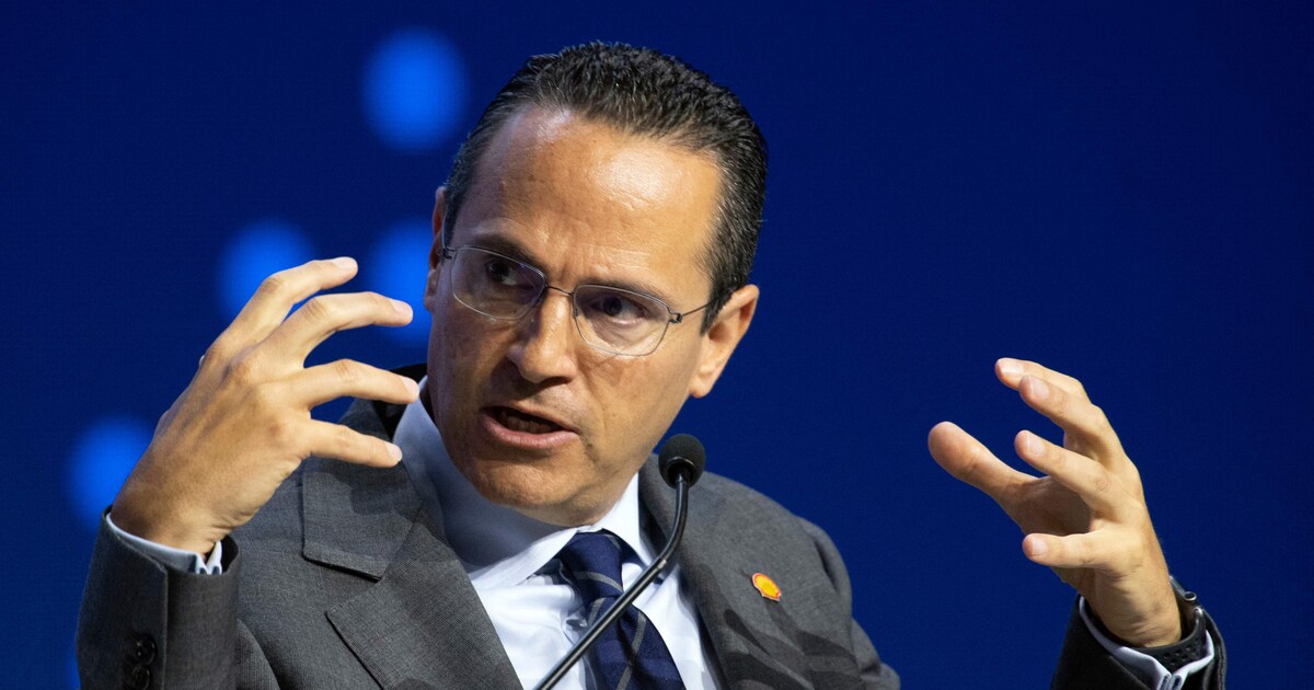 Beleggers willen Shell gaan dwingen om te vergroenen | Trouw