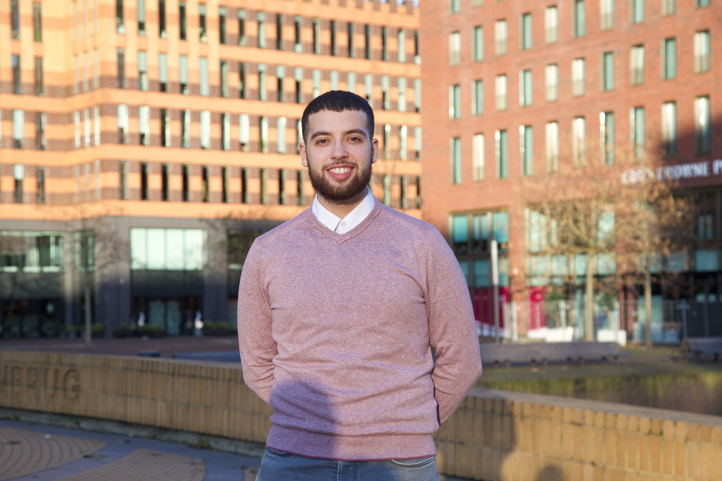 Die ene zin van zijn vader hielp student geneeskunde Mohamed Badaou ...