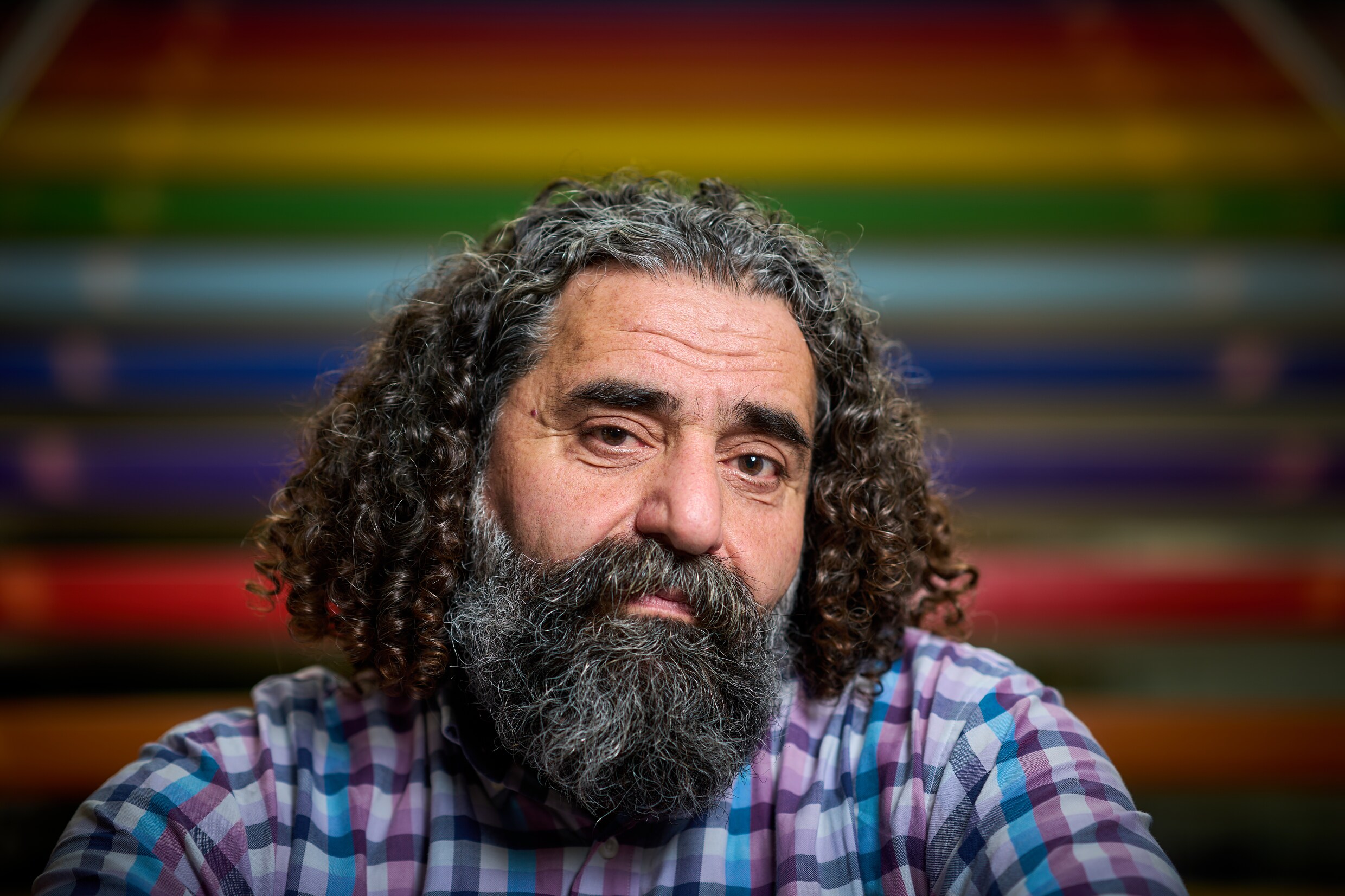 Laat topambtenaren stage lopen in het buurthuis, zegt adviseur Shervin ...