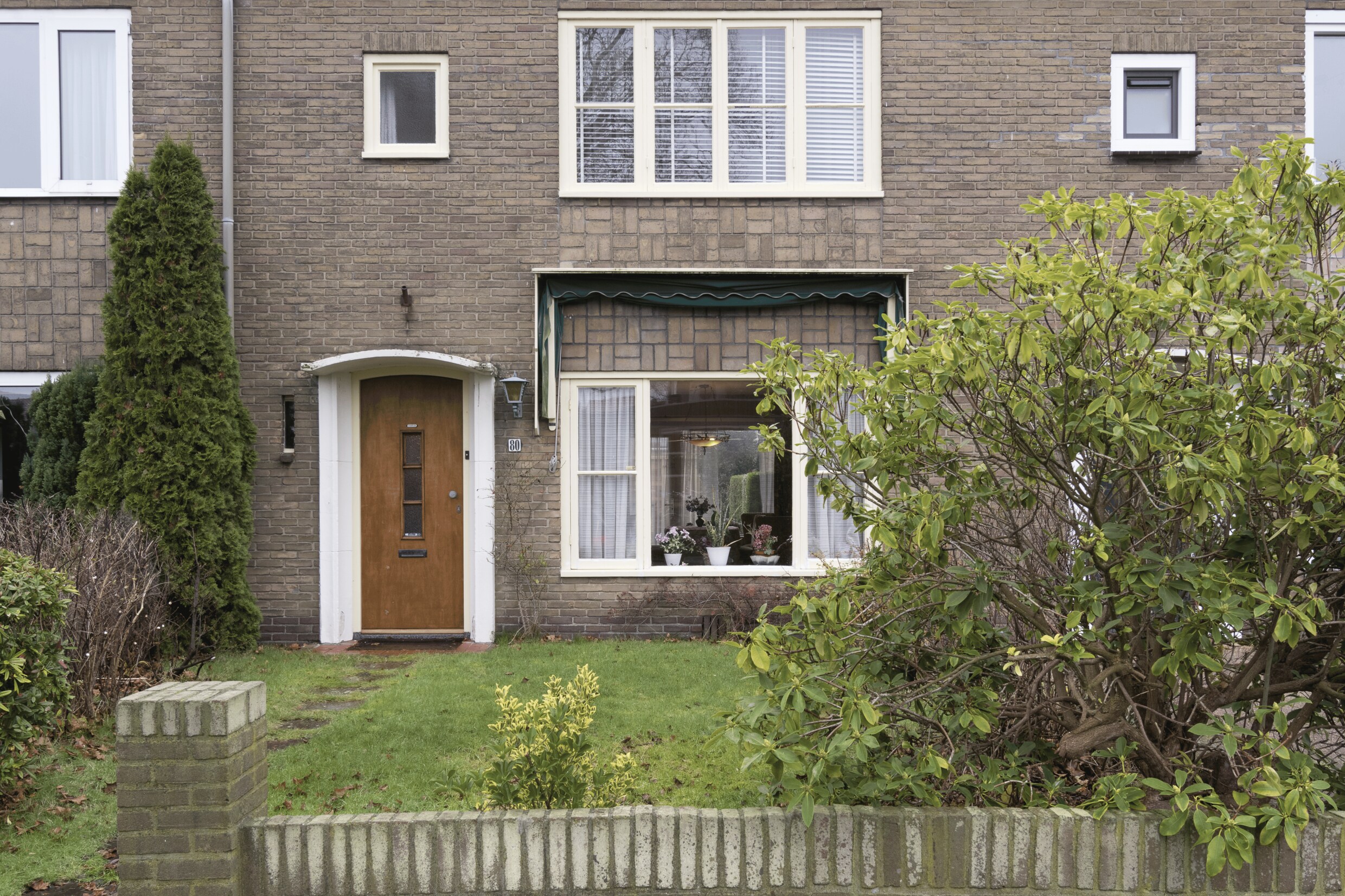 Doe alsof je thuis bent in dit rijtjeshuis, dat nog helemaal is zoals ...