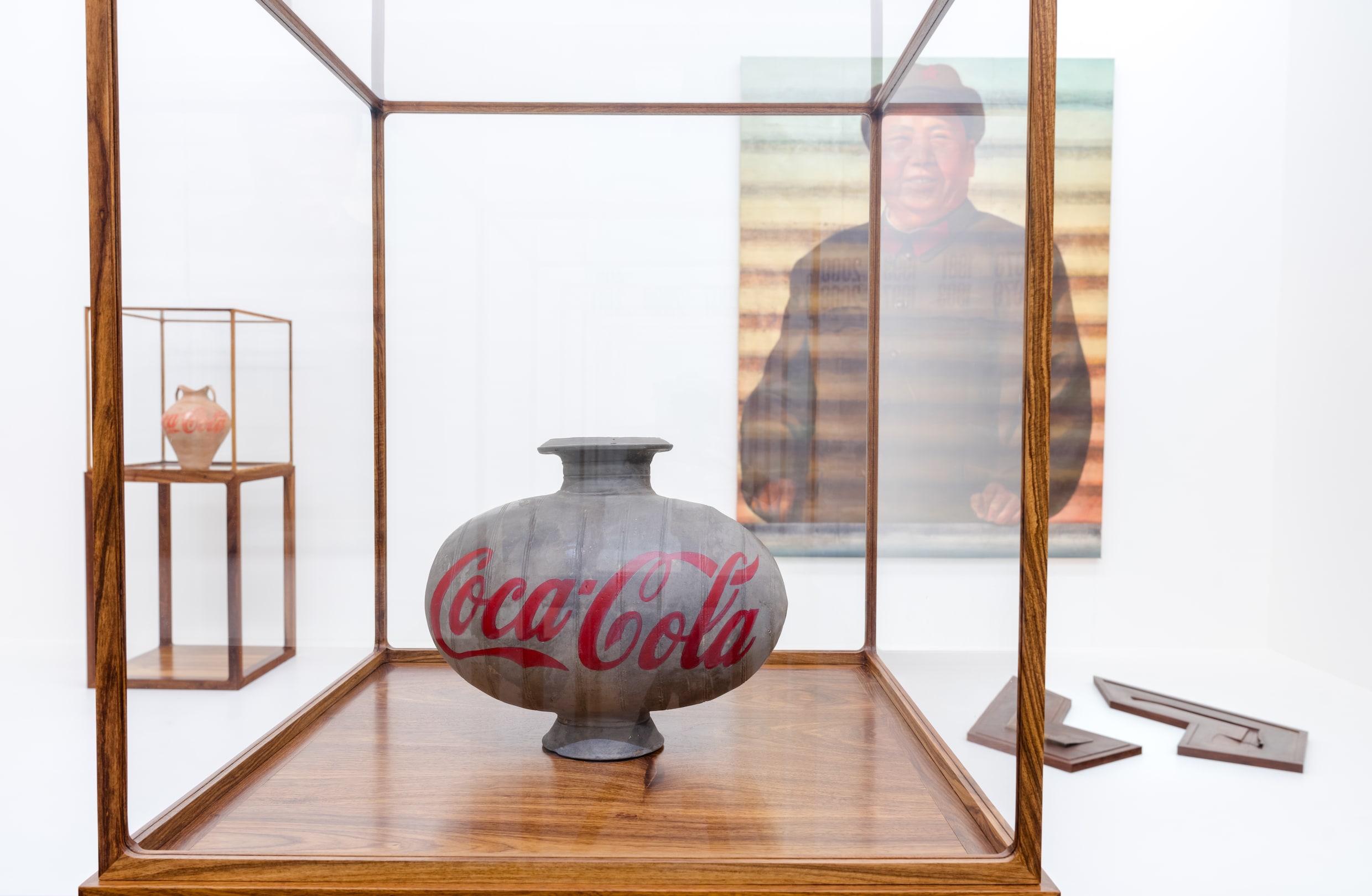 Voor Ai Weiwei brengen scherven altijd geluk | Trouw