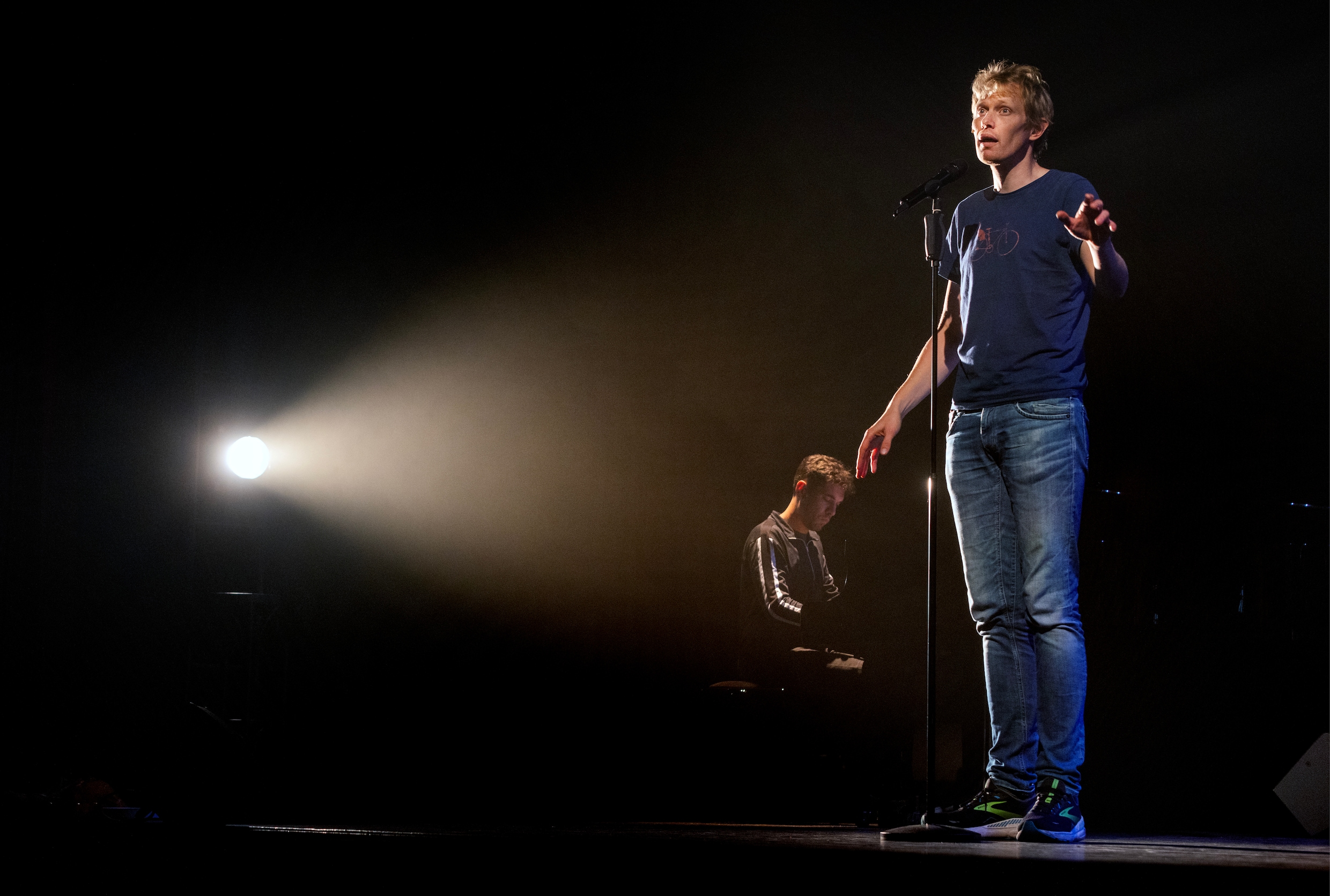 Jan Beuving laat een korte ei gewoon op een lange ij rijmen. Van Drs. P ...