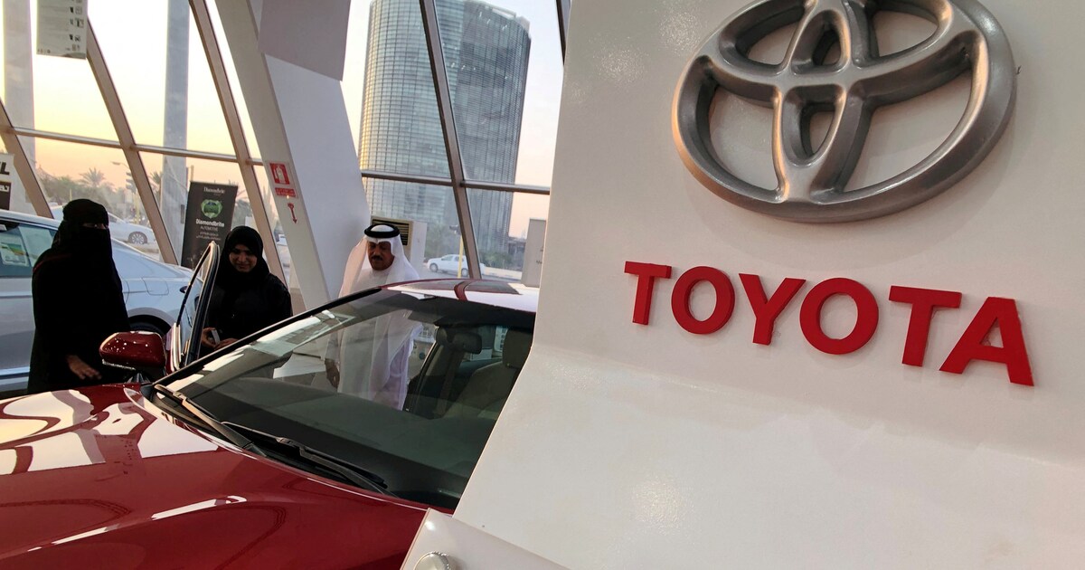 Reclame van SUV die rondcrost door het bos verboden: ‘SUV’s vervuilen ...