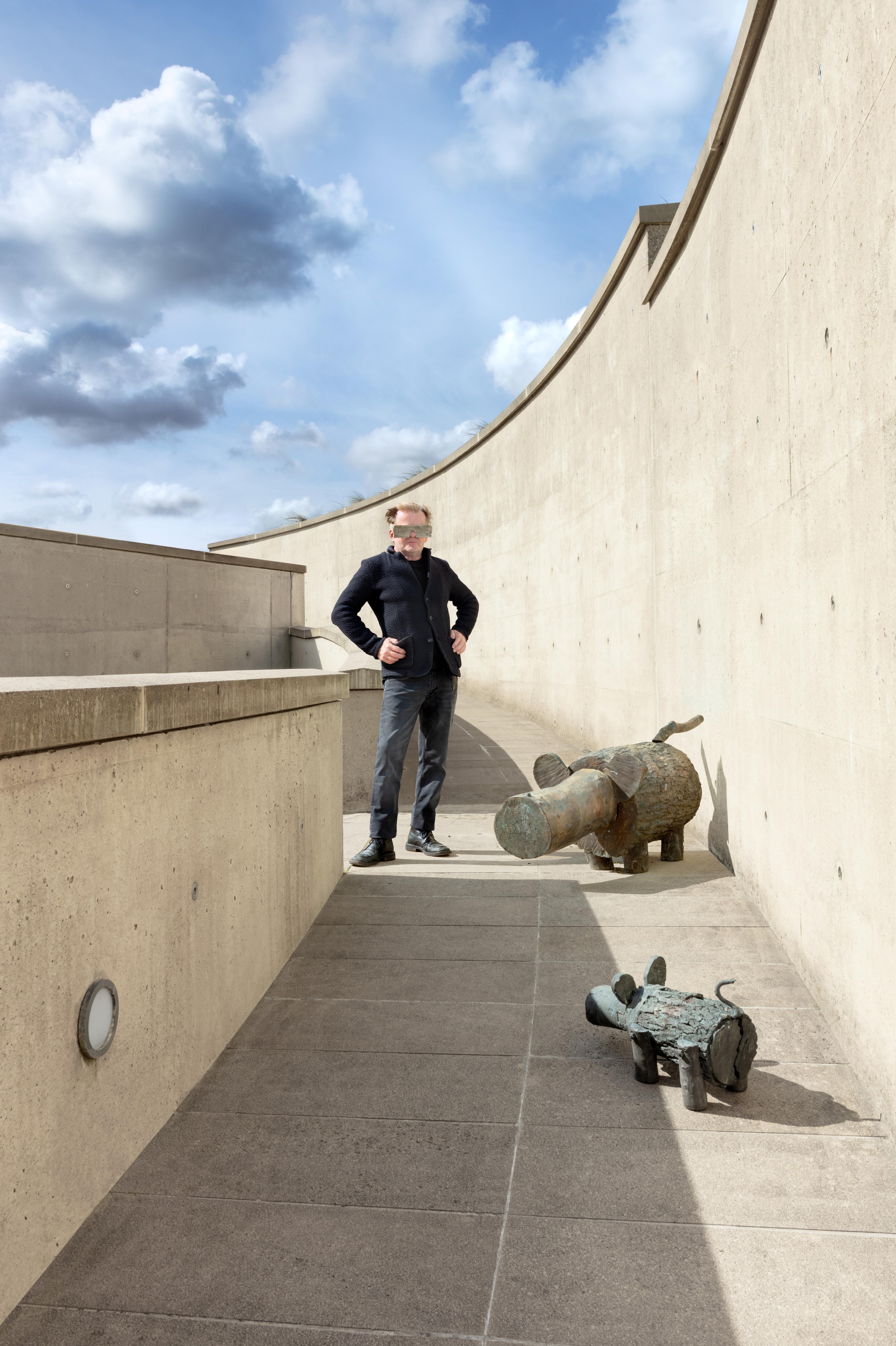 Aangespoeld speelgoed met een serieuze boodschap | Trouw