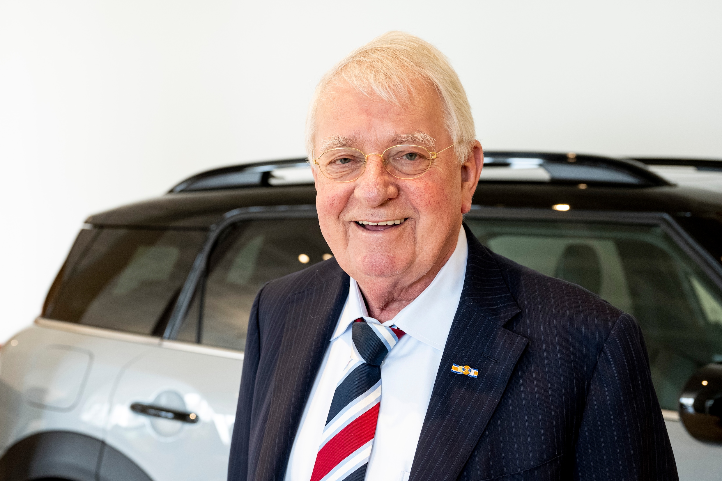 VDL verliest boegbeeld Wim van der Leegte. ‘Hij keek verder dan het ...