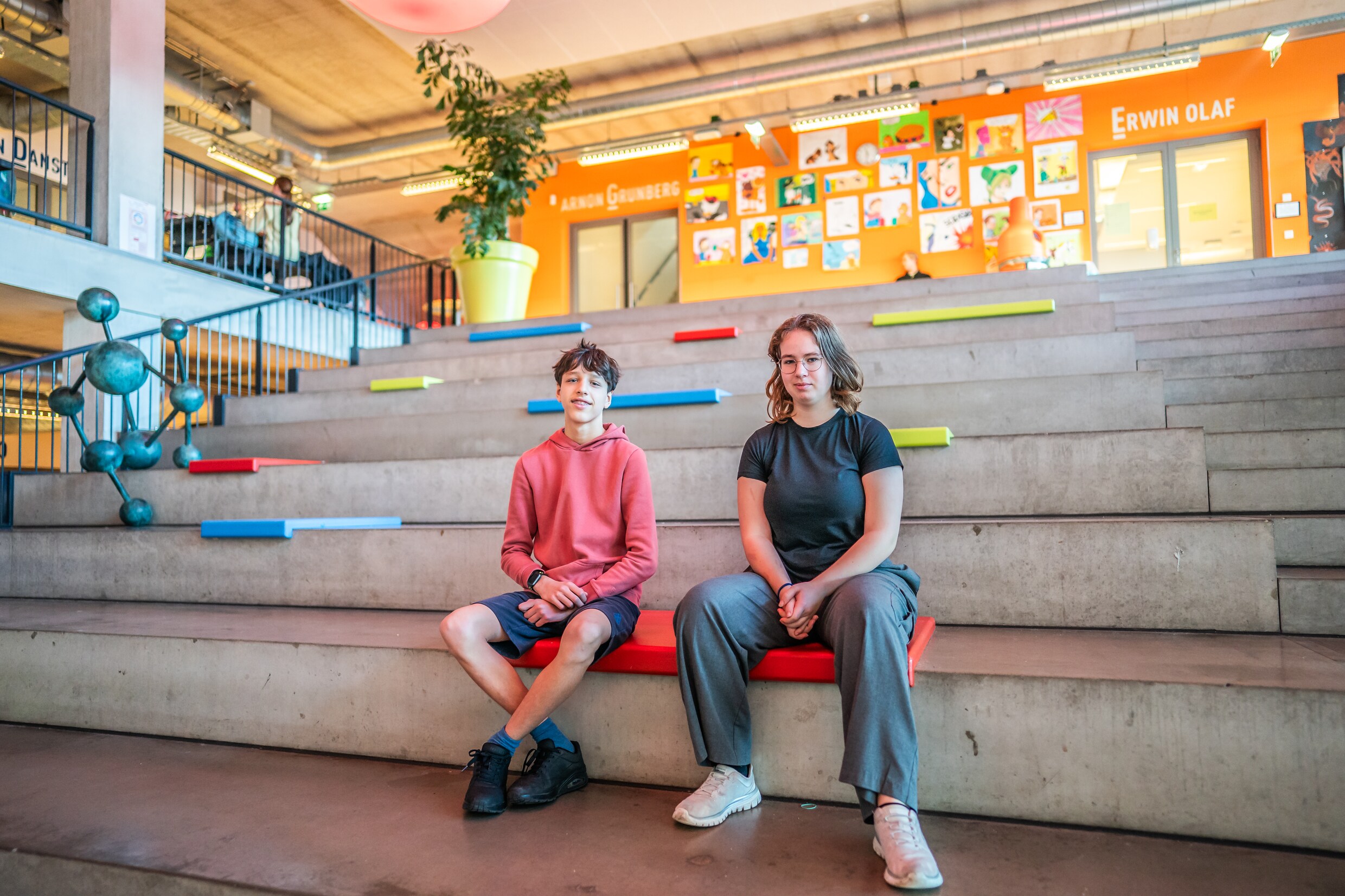 Met een bed op school kan thuiszitter Kian (13) wél naar de les. ‘Dit ...