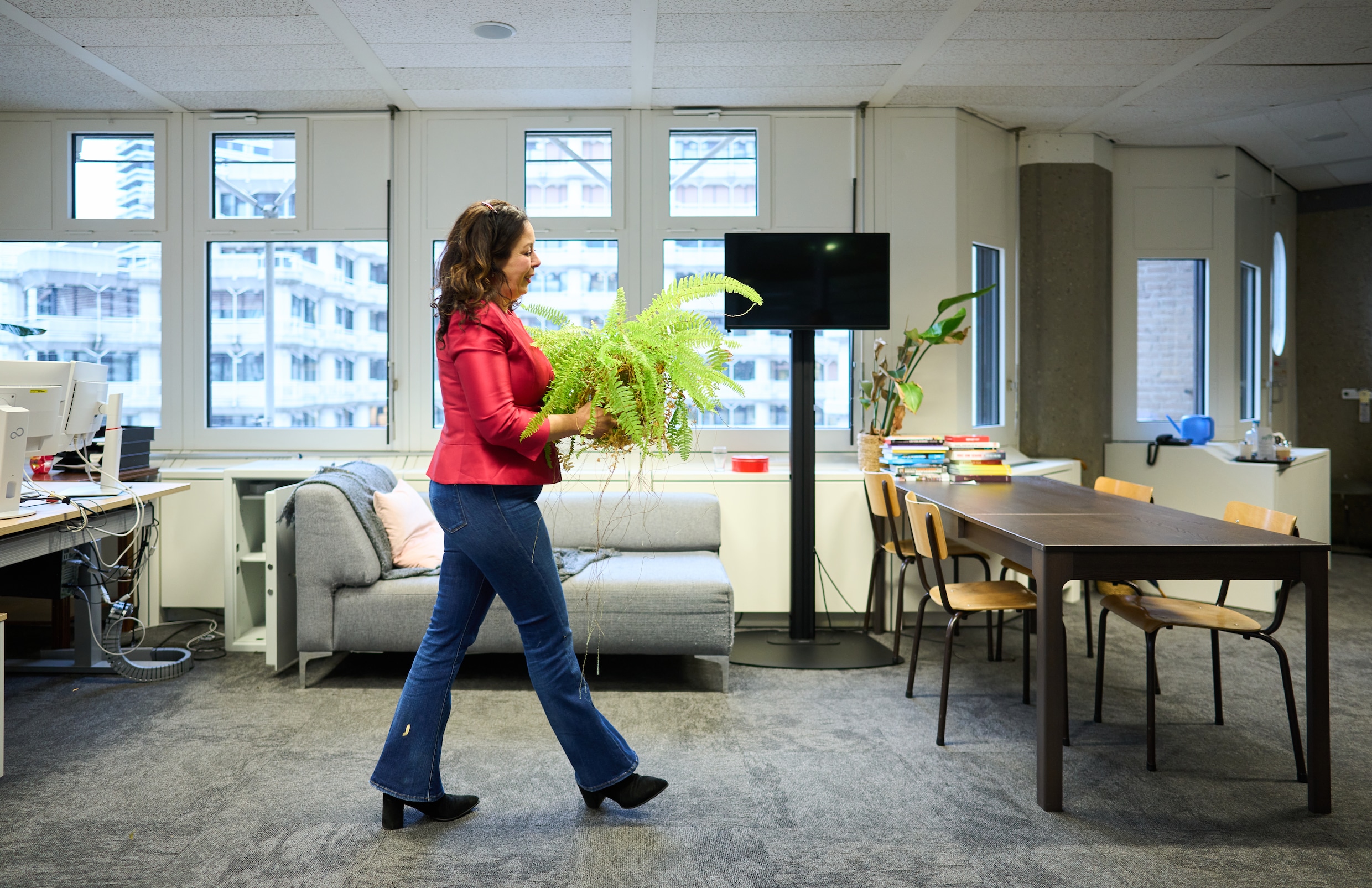 Het werk in de Tweede Kamer bezorgde Salima Belhaj ‘heel veel slapeloze ...