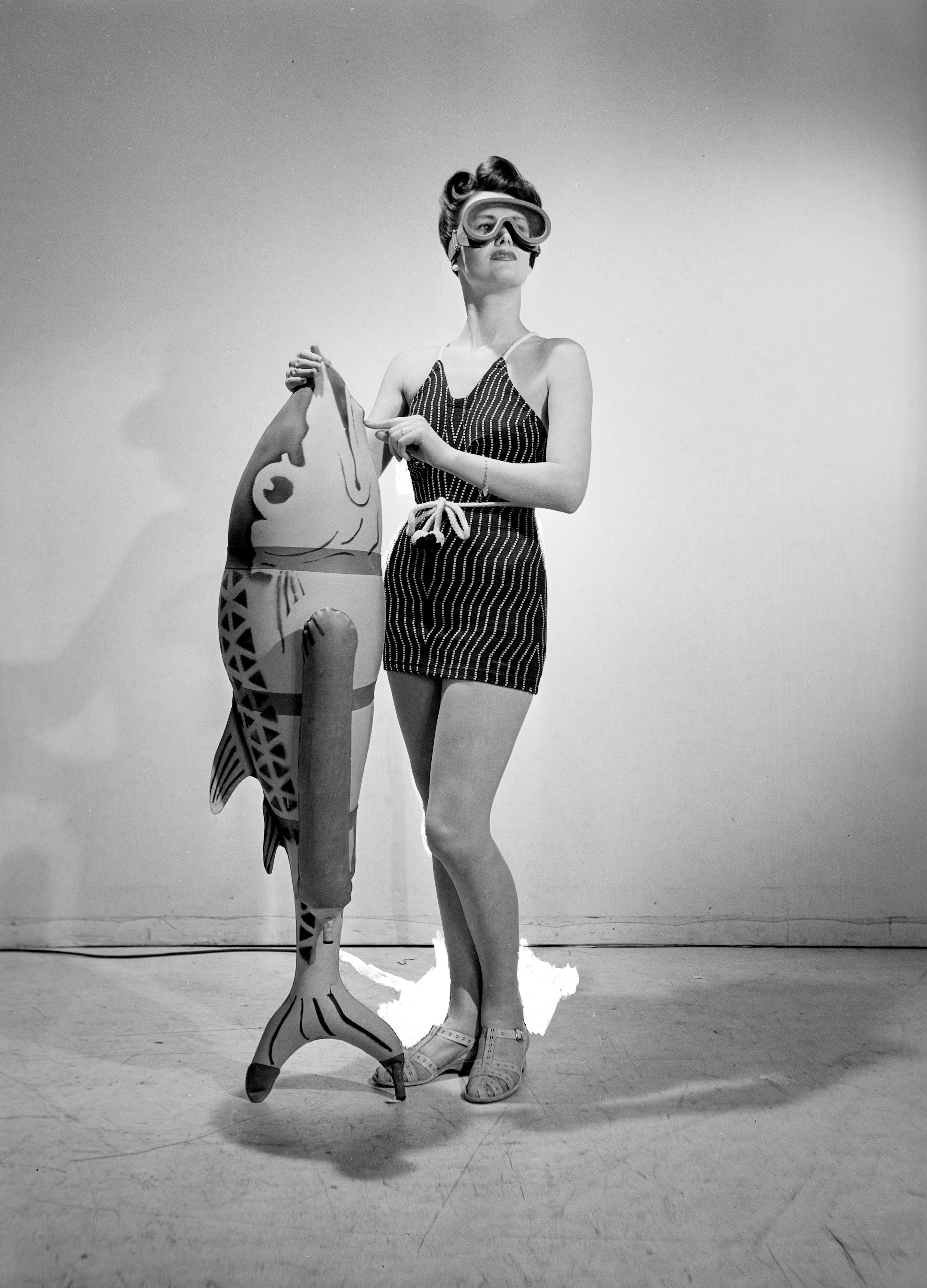 Model, surrealist, oorlogsfotograaf en kunstzinnige kok – het ...