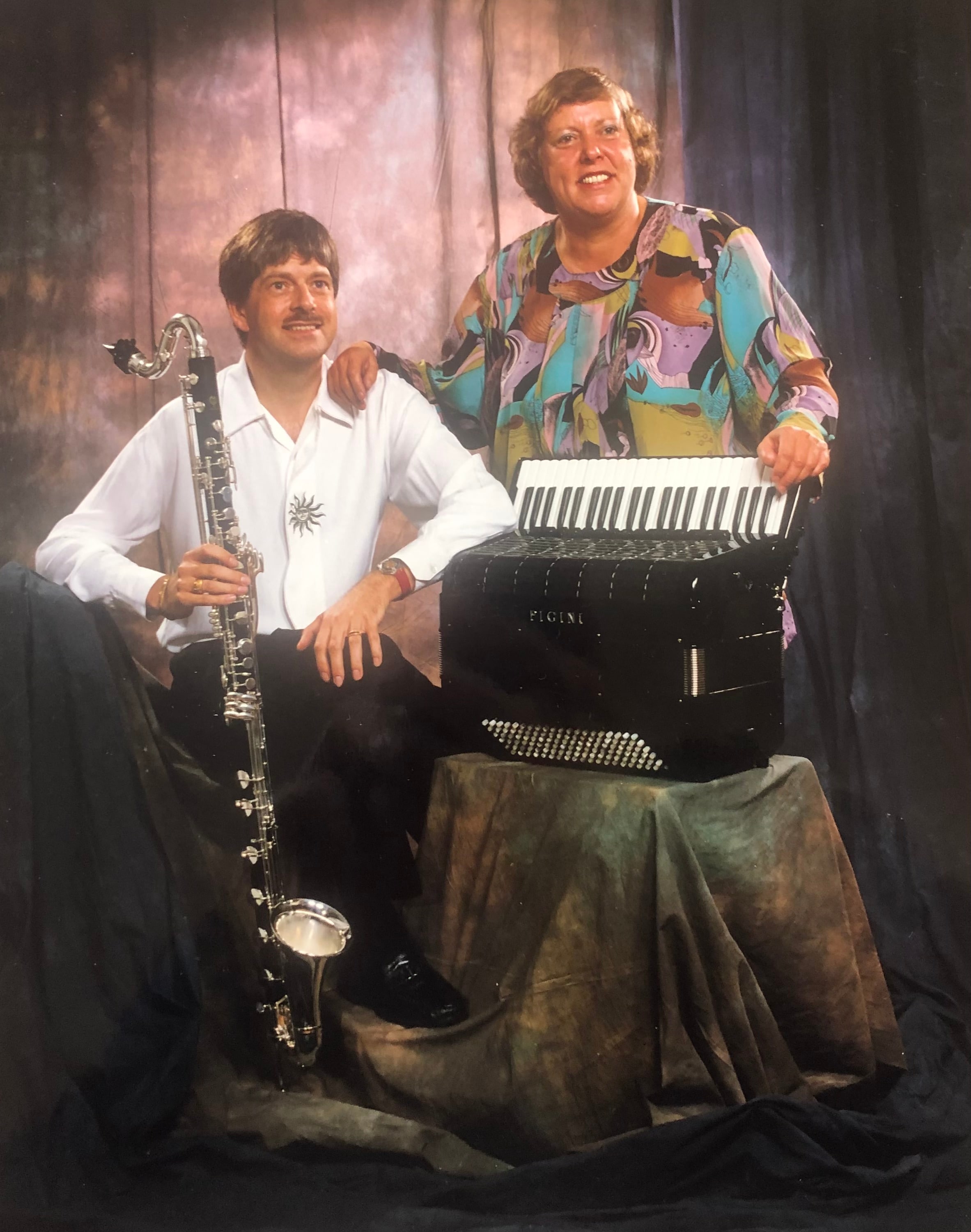 De accordeon kreeg in de handen van Miny Dekkers (1942-2023) een andere ...