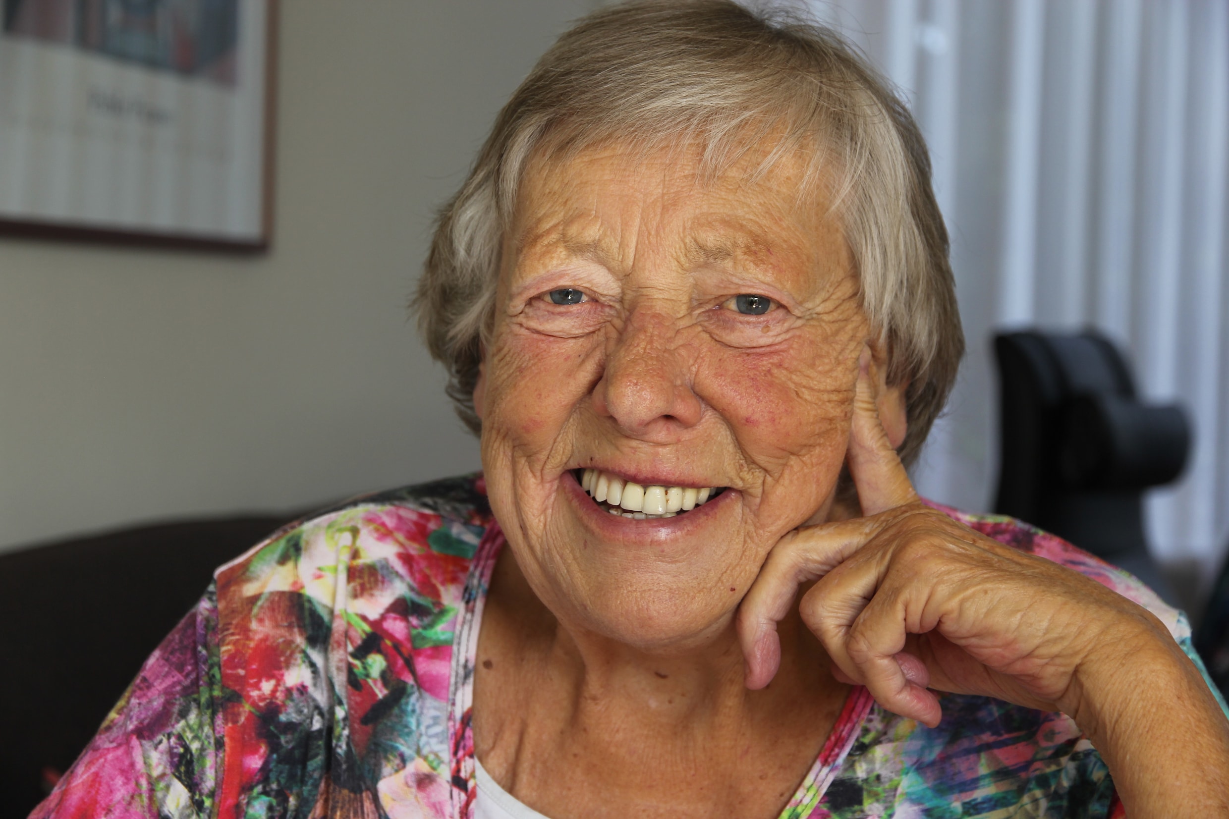 De accordeon kreeg in de handen van Miny Dekkers (1942-2023) een andere ...