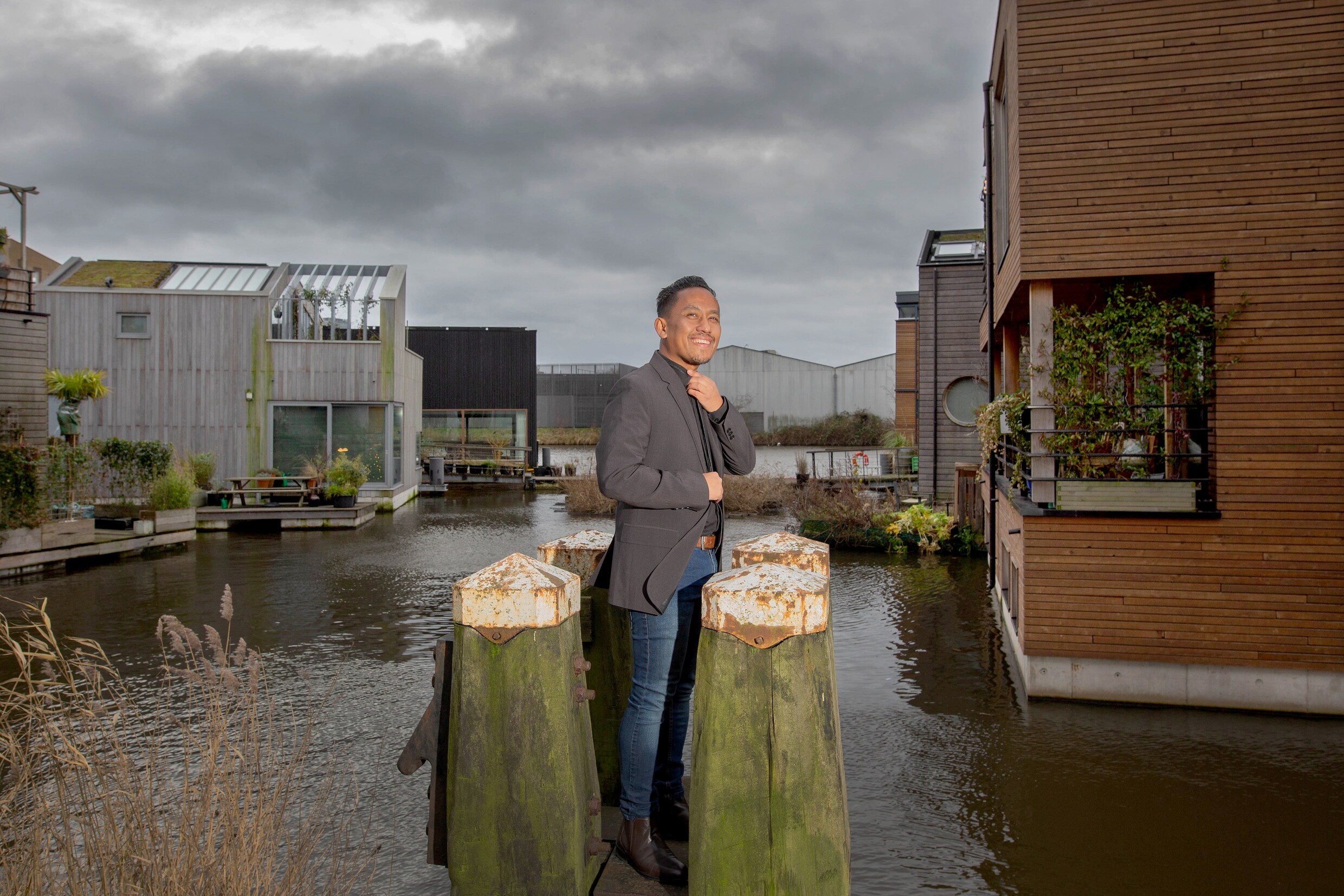 Hogere dijken of meer wateropvang? Hoe willen we dat Nederland er ...