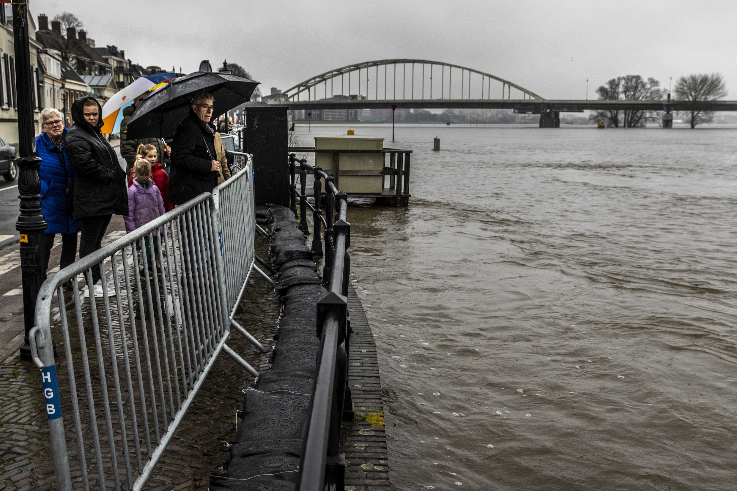 Nog één dag is Deventer het epicentrum van hoogwatertoerisme | Trouw