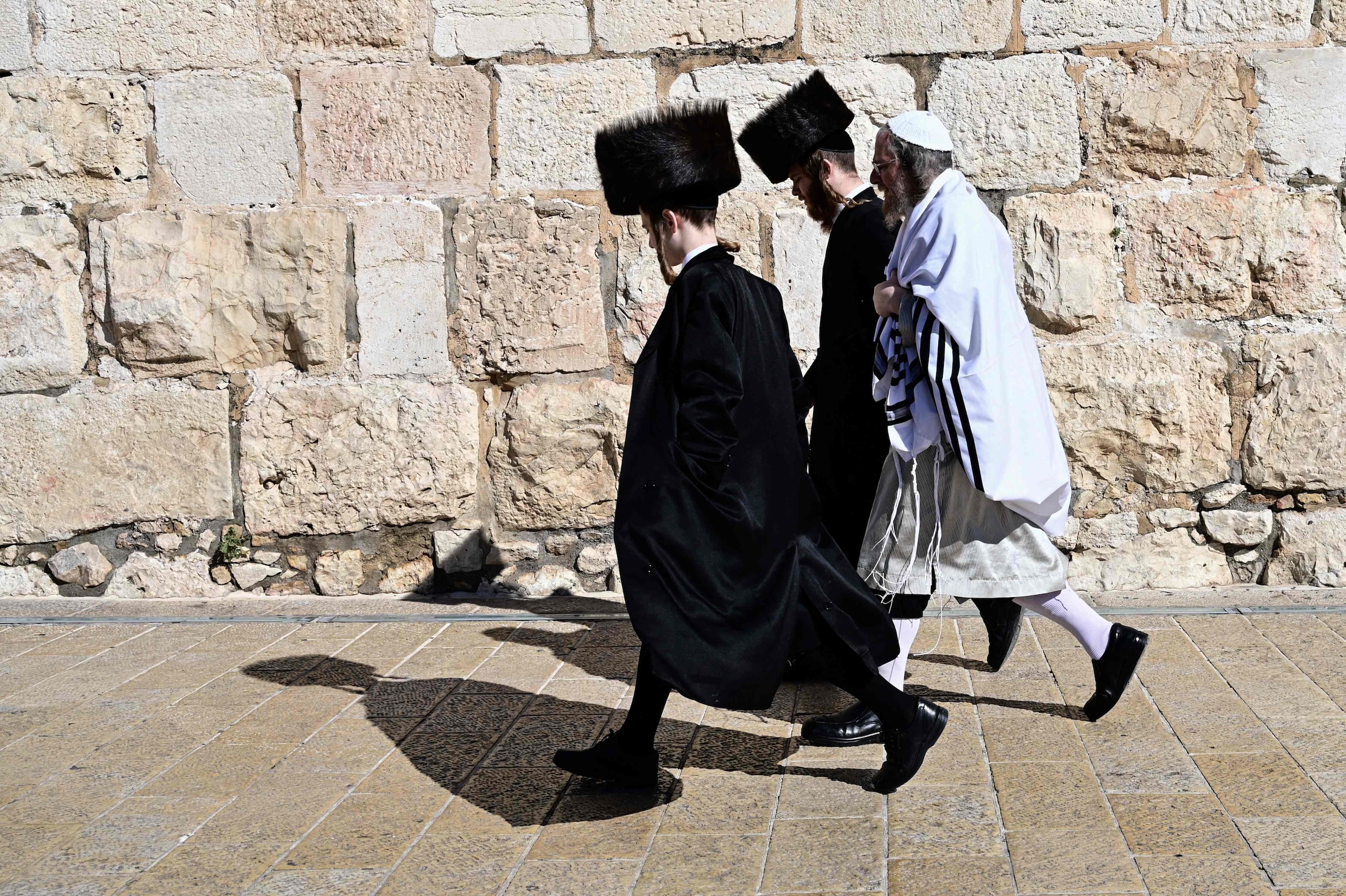 Waarom ultra-orthodoxe joden in Jeruzalem christenen bespugen | Trouw