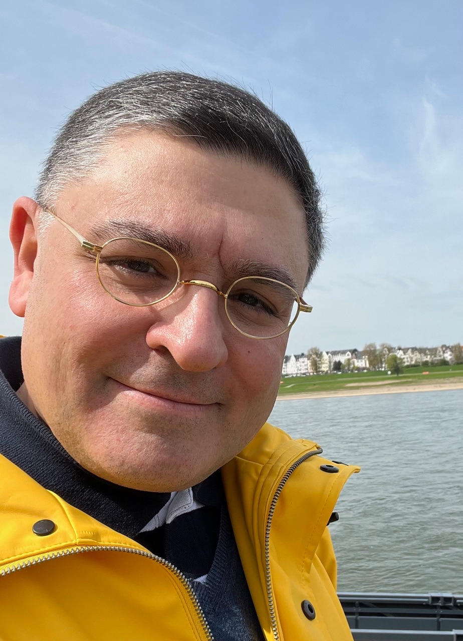 Publiekstheoloog Samuel Lee: ‘Doe met religiositeit een beetje rustig ...