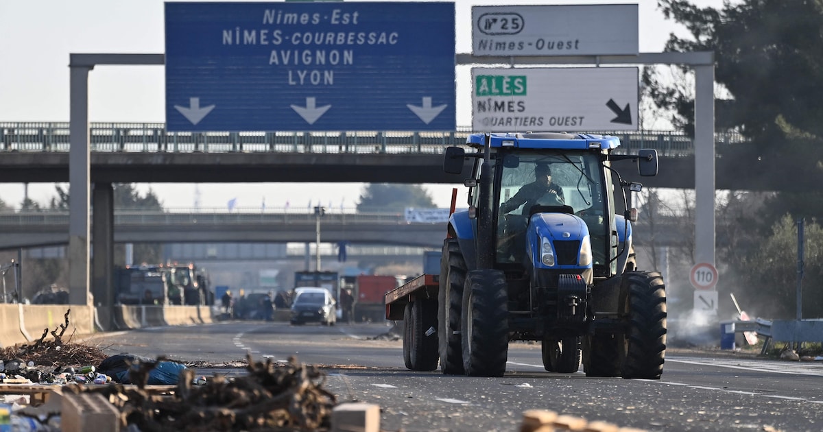 Met een grote lijst klachten, gaan Franse boeren op de barricade. ‘Een ...