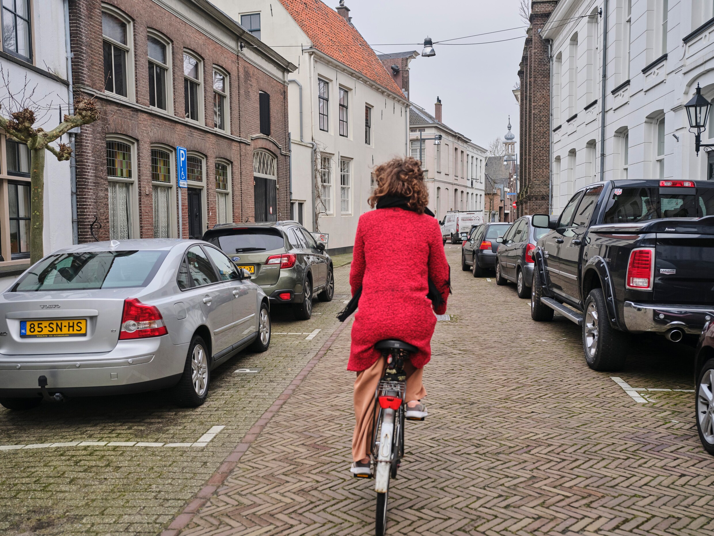 Terug naar waar ik opgroeide: jazeker! Net als mijn jeugdvrienden | Trouw