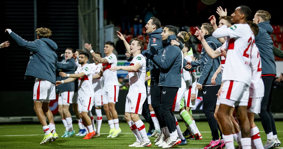 FC Twente wint simpel van Excelsior, AZ speelt gelijk tegen Almere City | Trouw