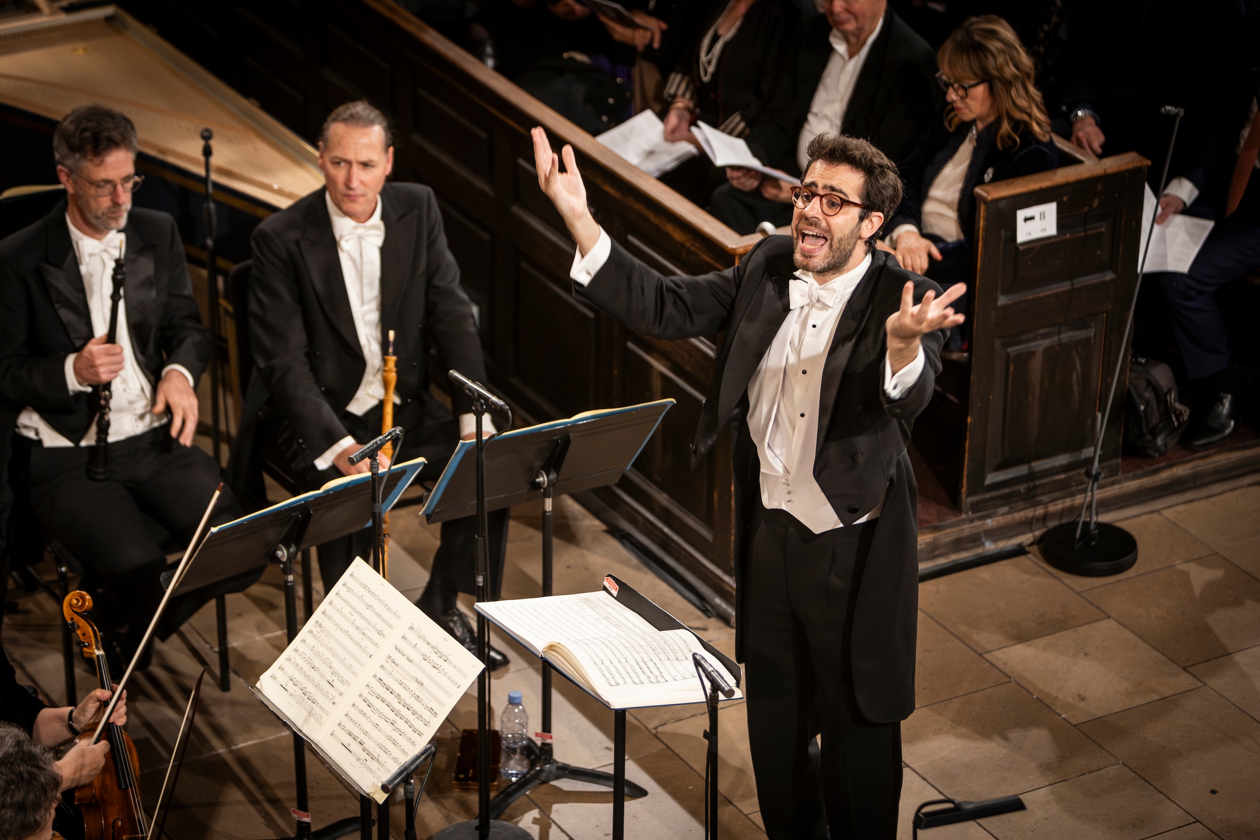 De klap van dirigent Gardiner katapulteerde de carrière van Dinis Sousa | Trouw