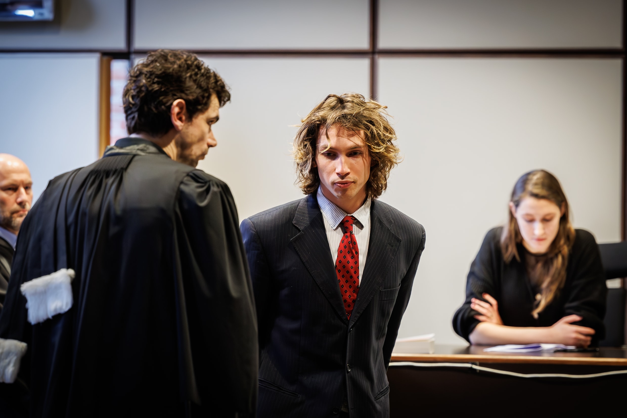 Vlaamse YouTuber Acid krijgt voorwaardelijke straf voor onthullende ...