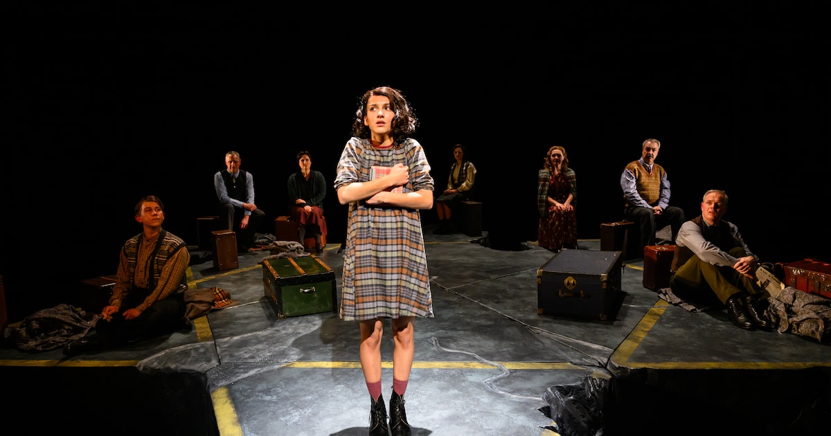 Recensie: Silvana Rocha is een sterke Anne Frank in de actuele musical ‘Je, Anne’ | Trouw