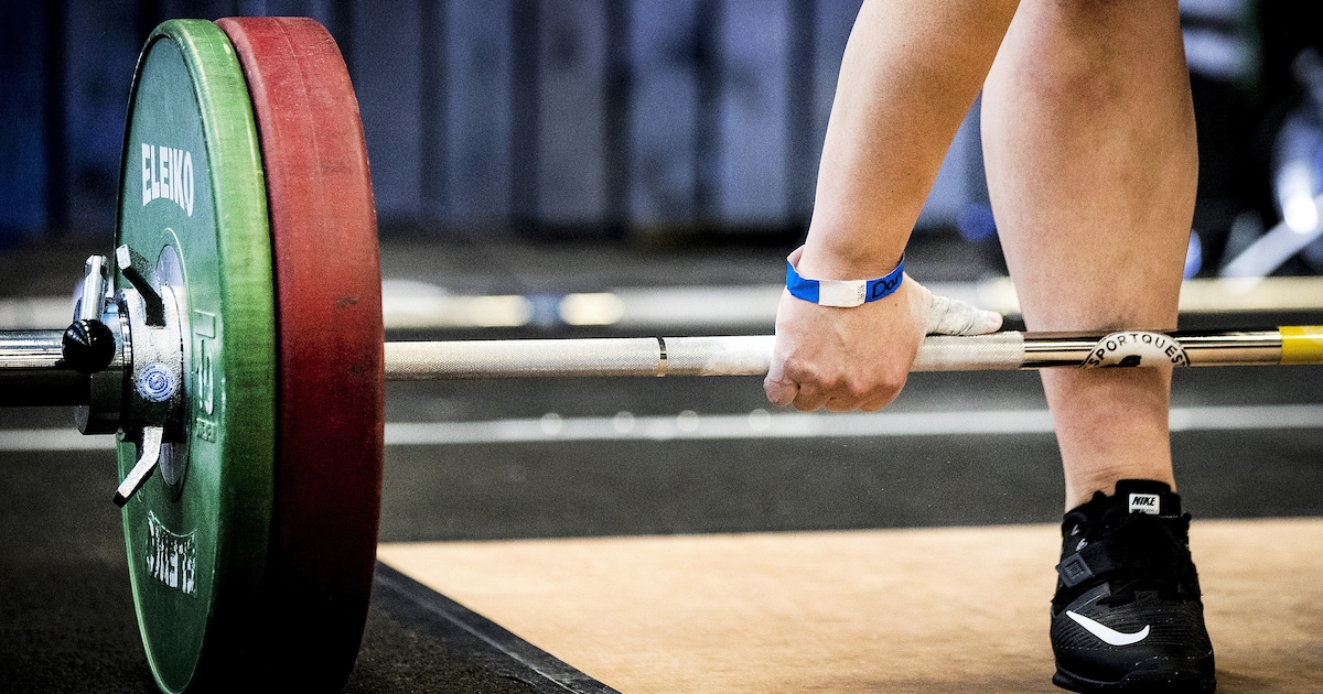 Machtsmisbruik en vriendjespolitiek in het gewichtheffen: ‘Ik heb me ...