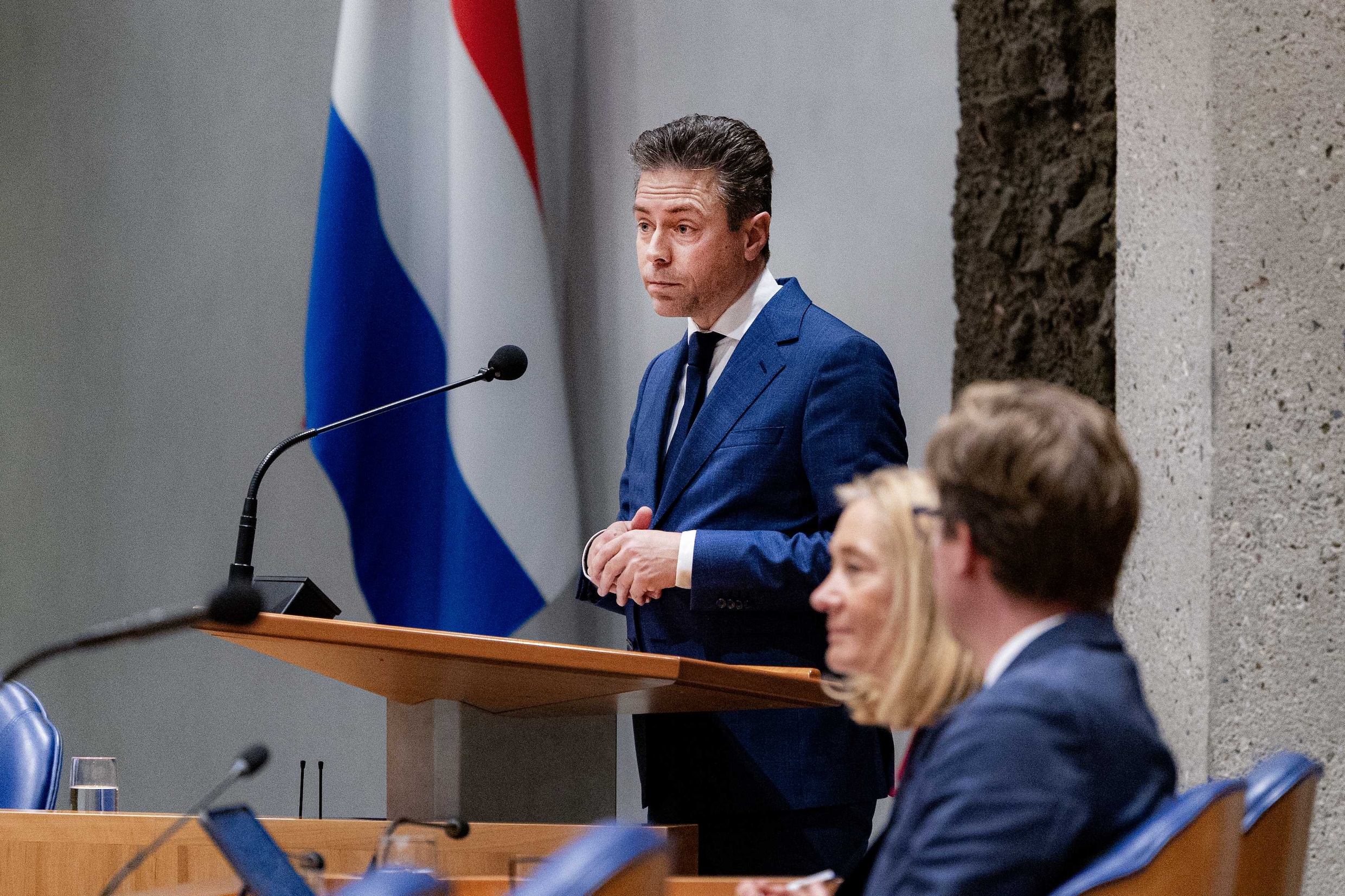 Onderzeeboot-debat wordt de ‘grote Stoffer-show’ | Trouw